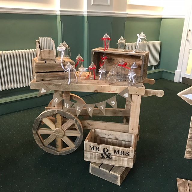 Rustic Sweet Cart - Event Entertainment in London | We Love Occasions