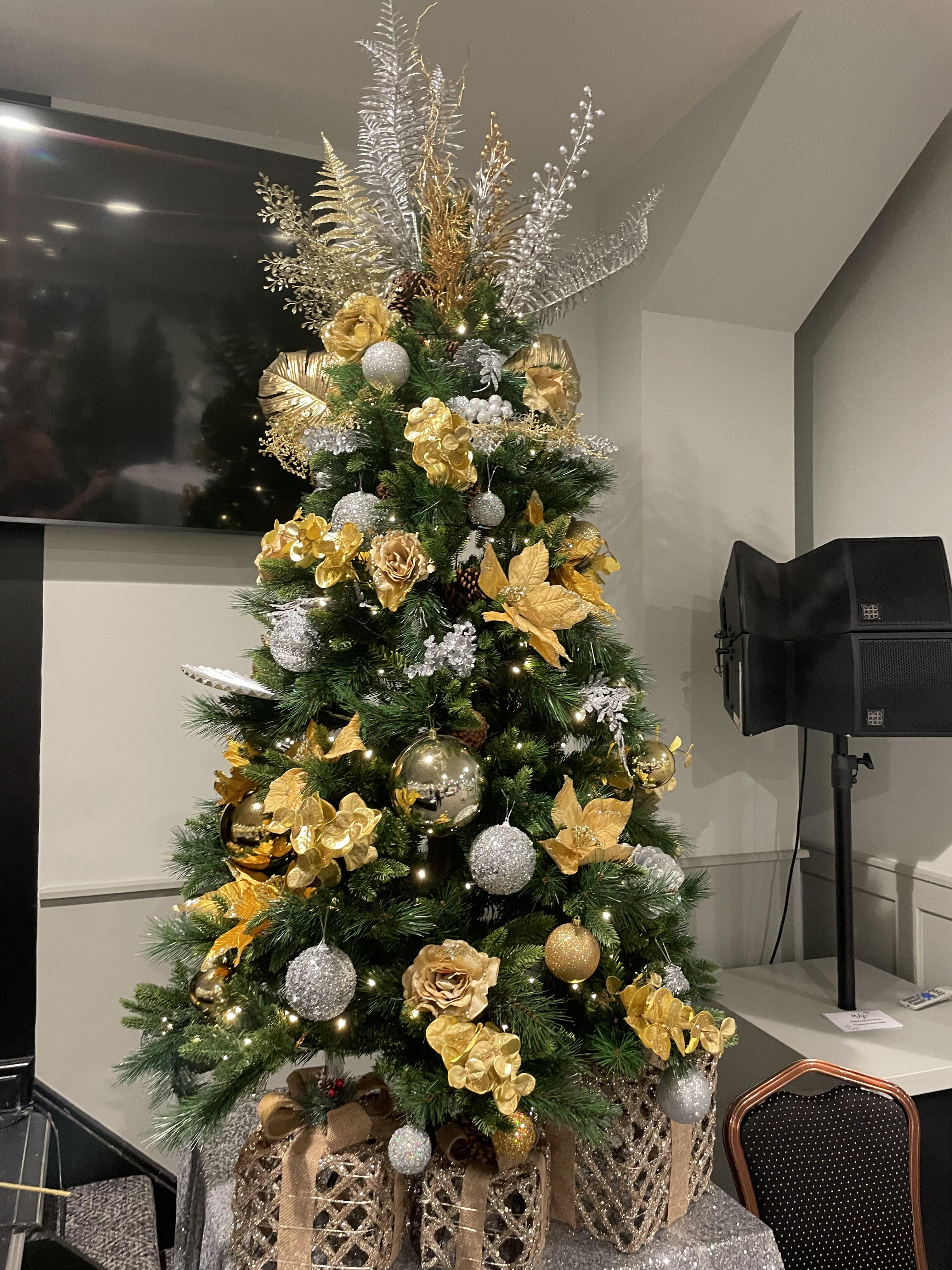 6ft Decorated Christmas Tree Hire In Chorley S J Enterprises 6ft-decorated-christmas-tree-hire-in-chorley-s-j-enterprises