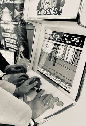 video arcade hire - photo booth hire, magic mirror hire, wedding dj ...