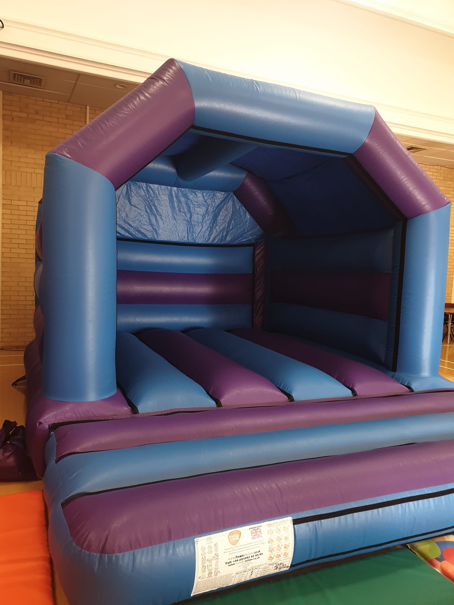Bouncy Castles - Best Hire service in Essex | Jumping Jills