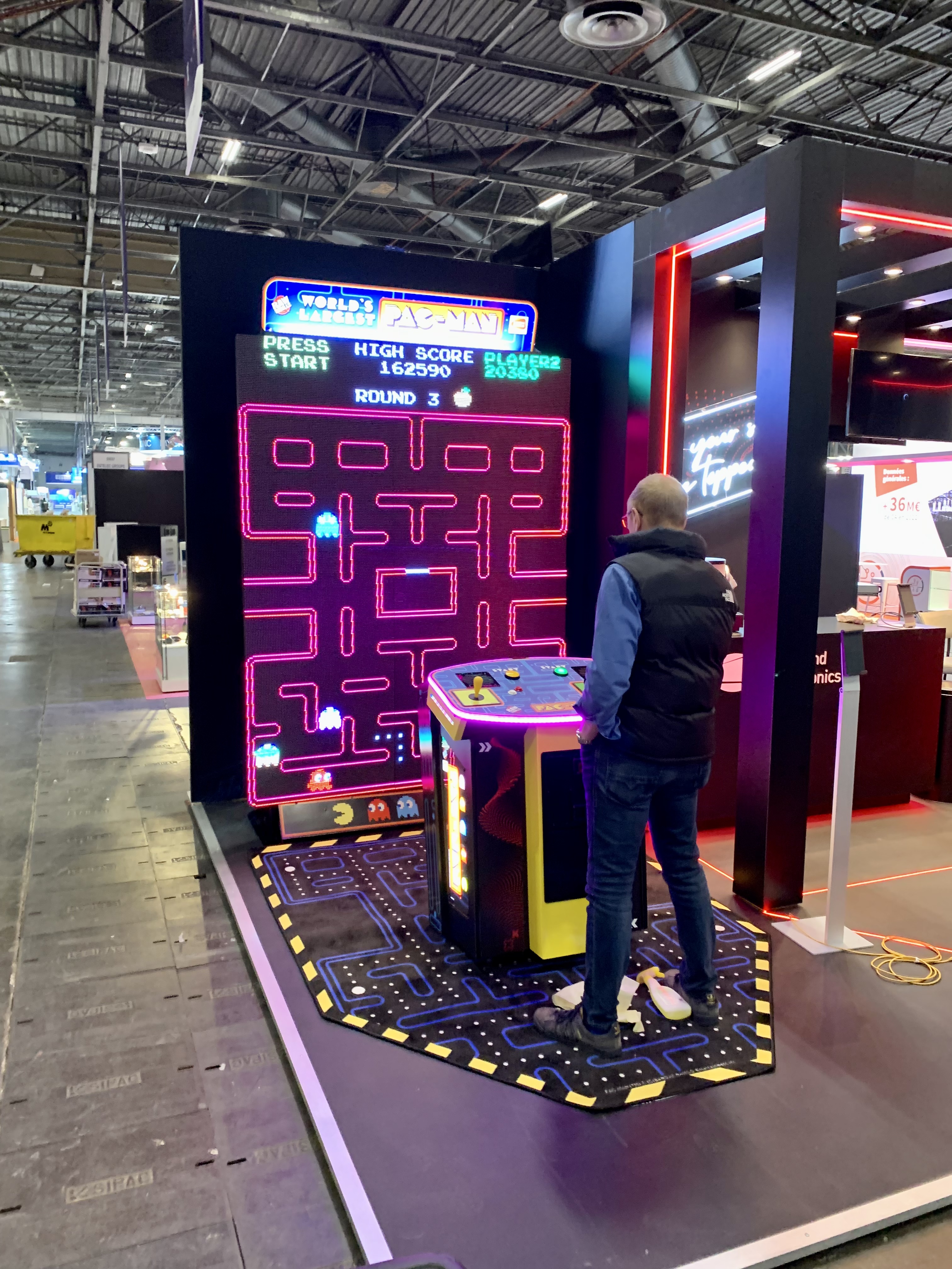 World's Largest Pac-Man | Arcade Game Machine Hire UK