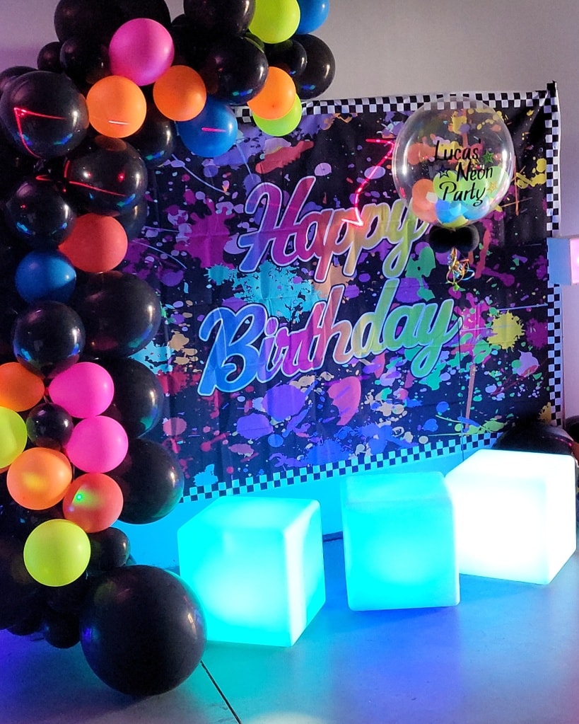 Ultimate NEON Party - Entertainment Hire in City Of Glasgow | Wee Tait ...