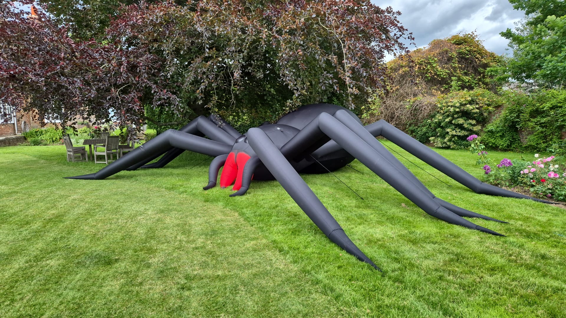 Spider Inflatable 30ft x 25ft - Bouncy Castle Hire in Kent, East Sussex ...