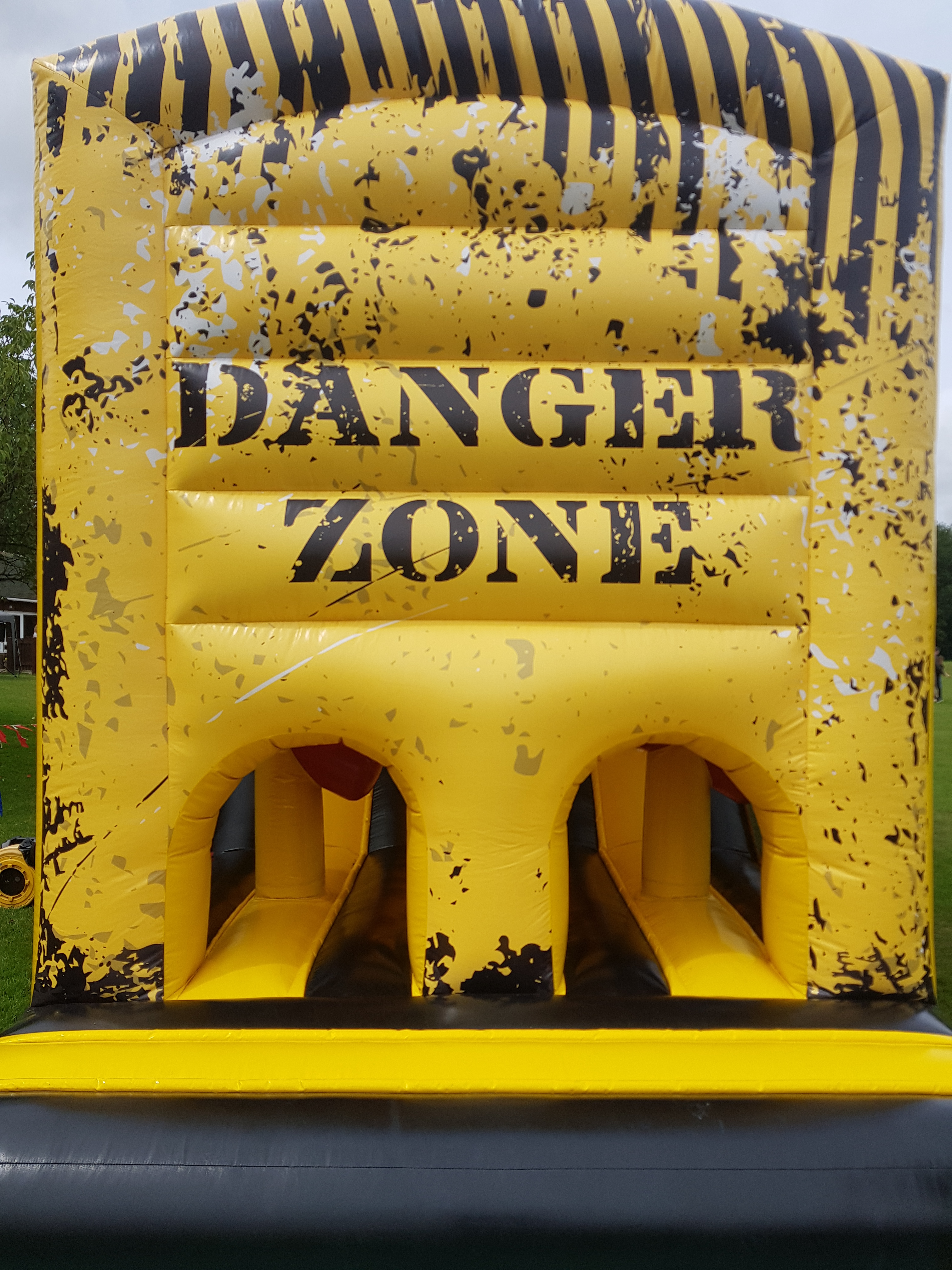 Inflatable Obstacle Course Hire - Danger Zone - Hire in UK | Simply The ...