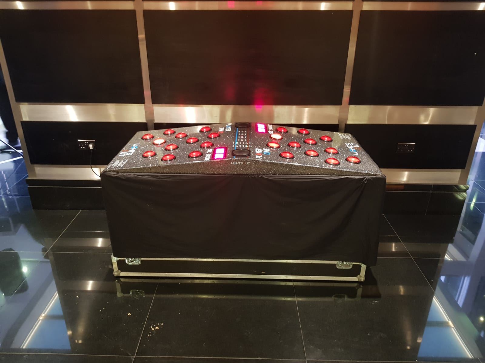 Lights Out electronic games hire - Rodeo Bull Hire in Essex, London ...