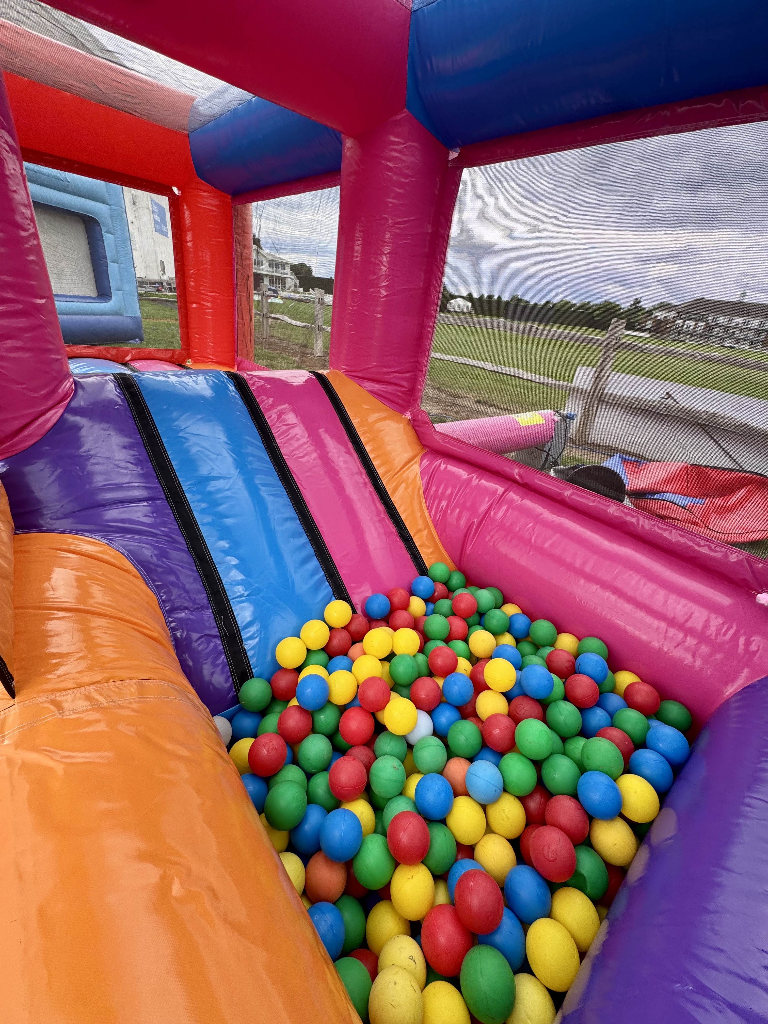 Party soft play park - Bouncy Castle Hire in Bromley Croydon South East ...