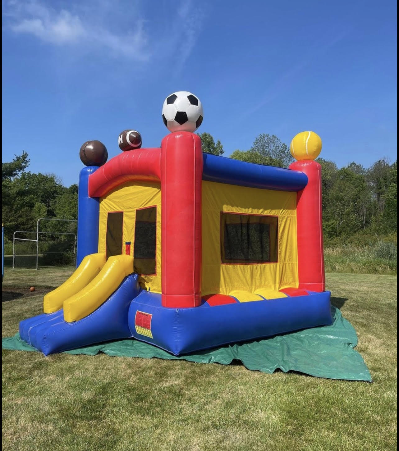 Bounce Houses - Hire in NY | InflataBroz