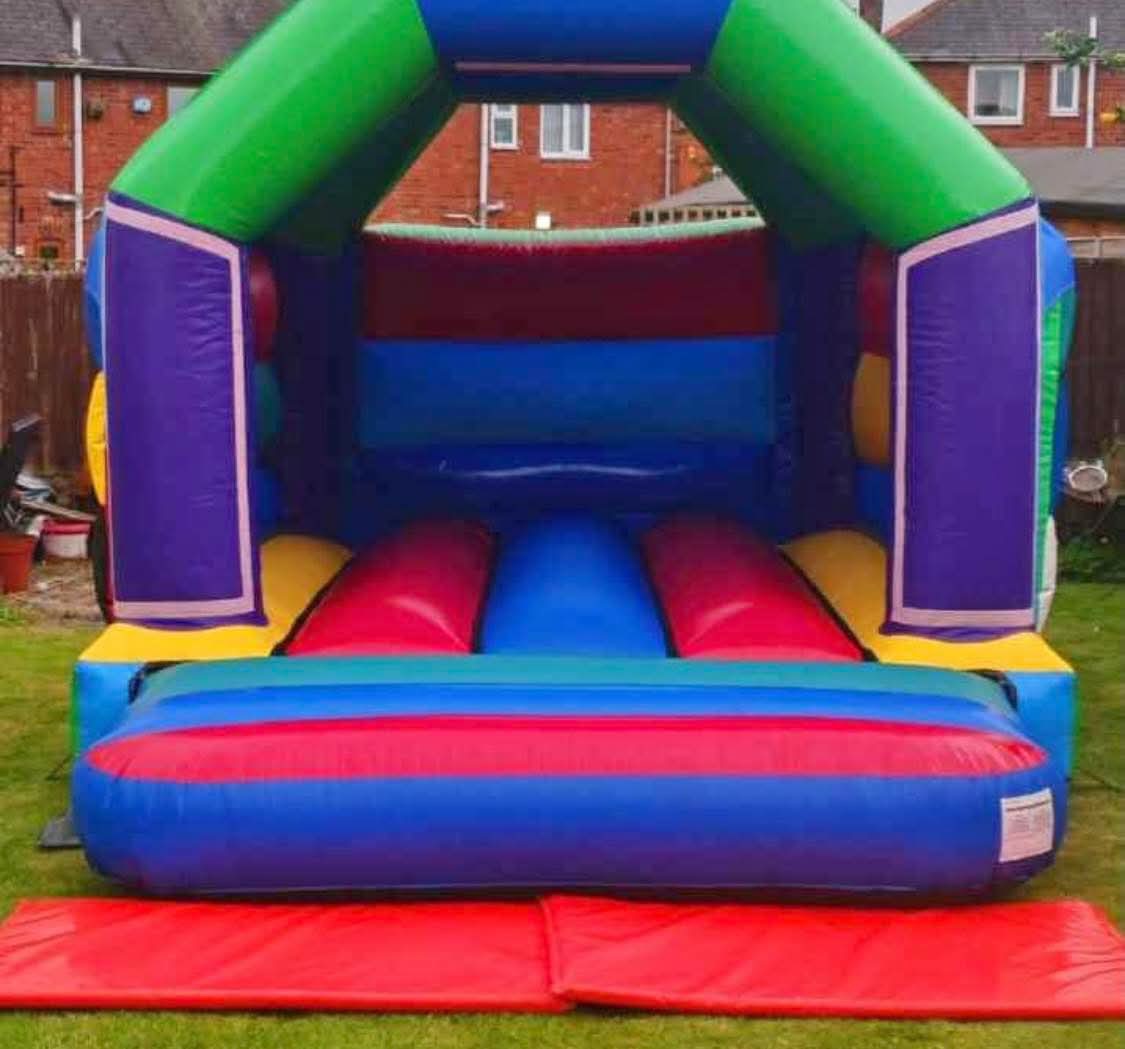 Bouncy Castle & Inflatable hire - Entertainment in Wigan, Leigh ...