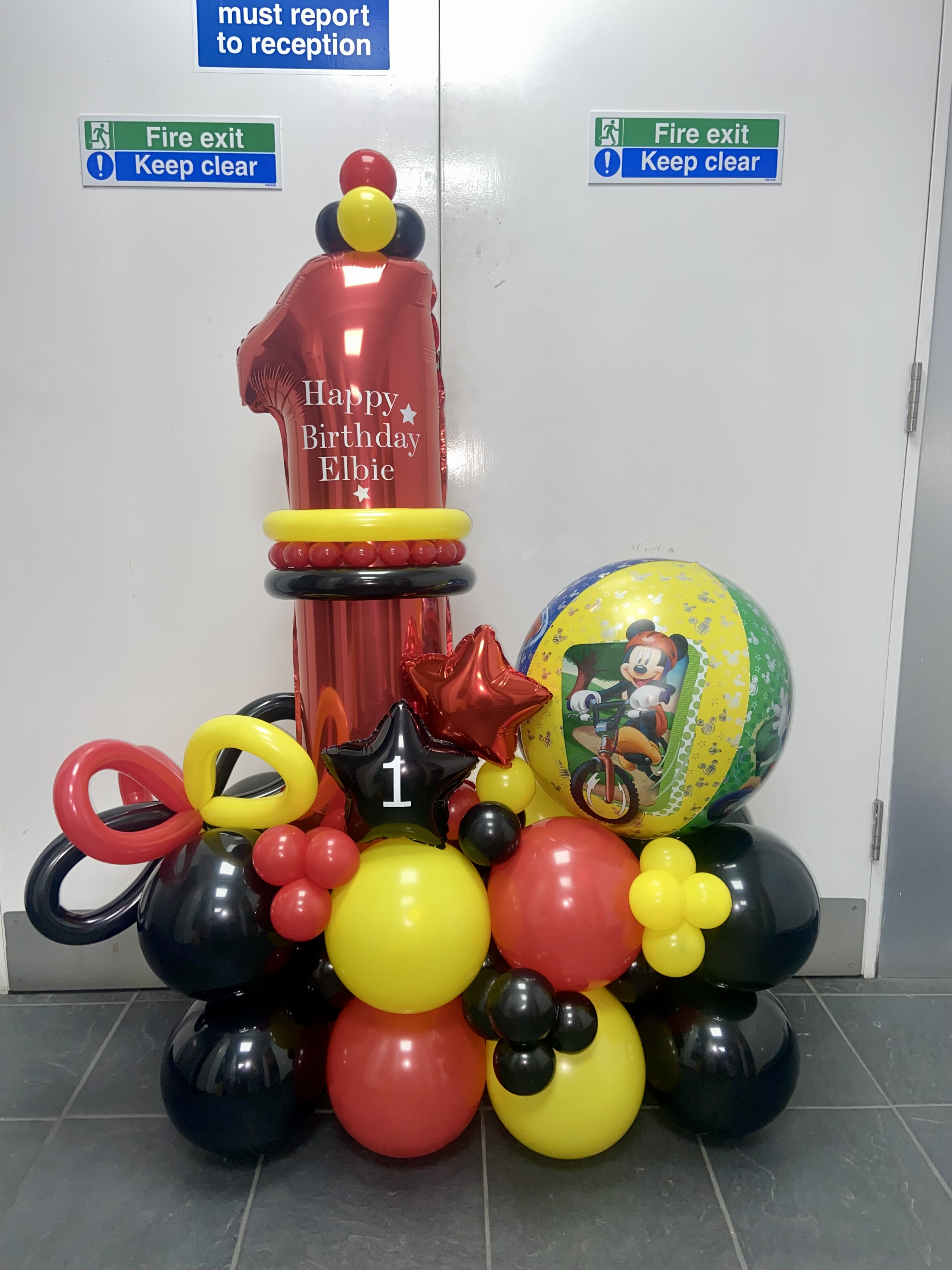 Balloon Number Displays - Hire, Balloon Displays, Bouncy Castle, Soft ...