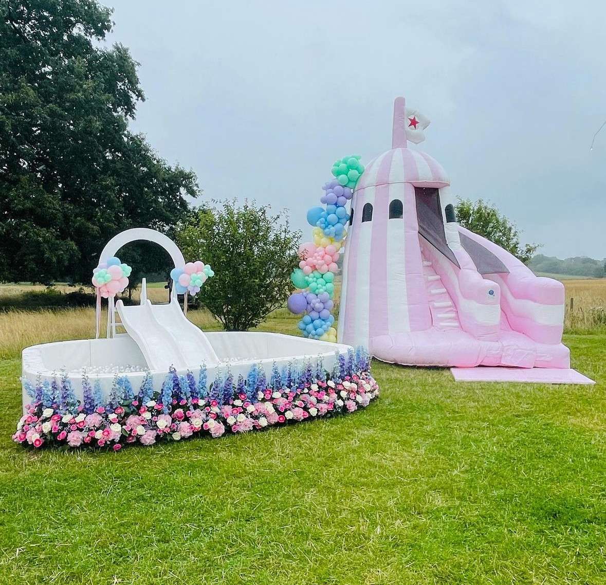 Giant Ball Pit Hire - Hire in Essex | Modern Day Bounce House Essex
