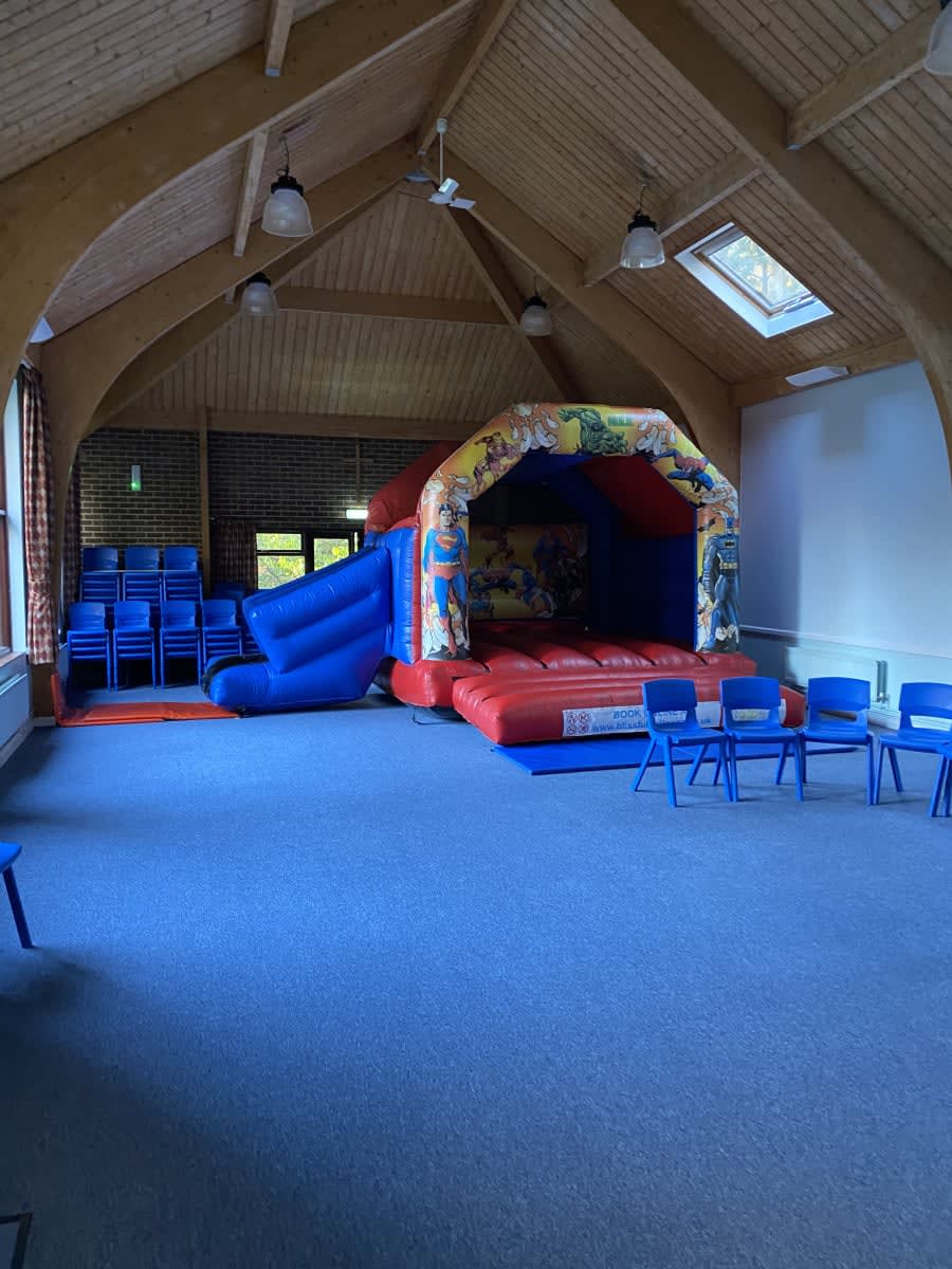 Bouncy Castle Friendly Hall's (For Hire) - Hire, Balloon Displays ...