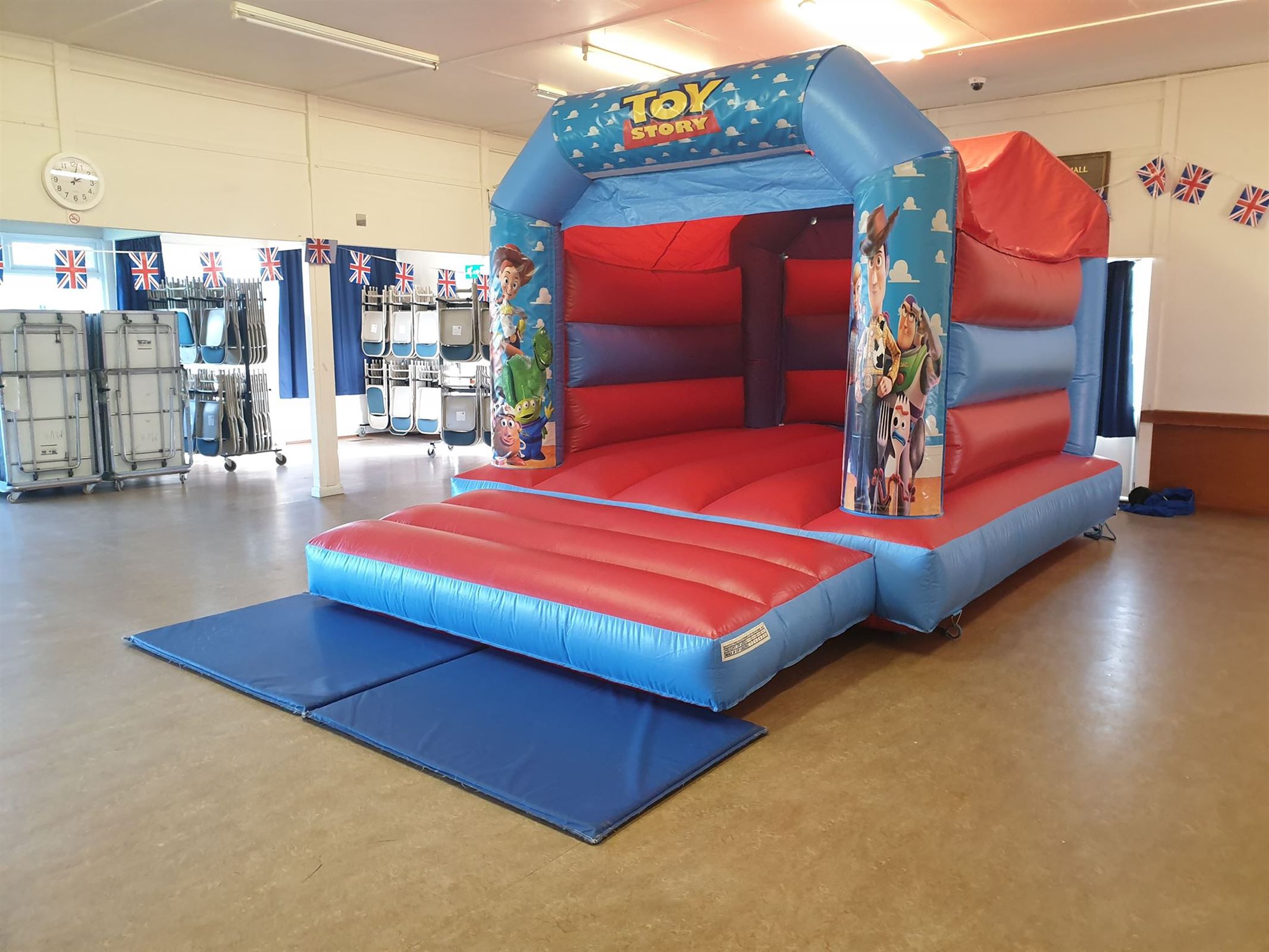 Toy Story Bouncy Castle - Bouncy Castle Hire in Milton Keynes, Luton ...