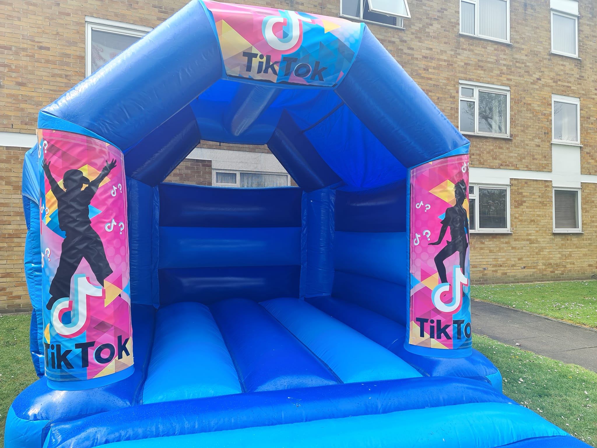 All Products - Charlie's Crazy Castles