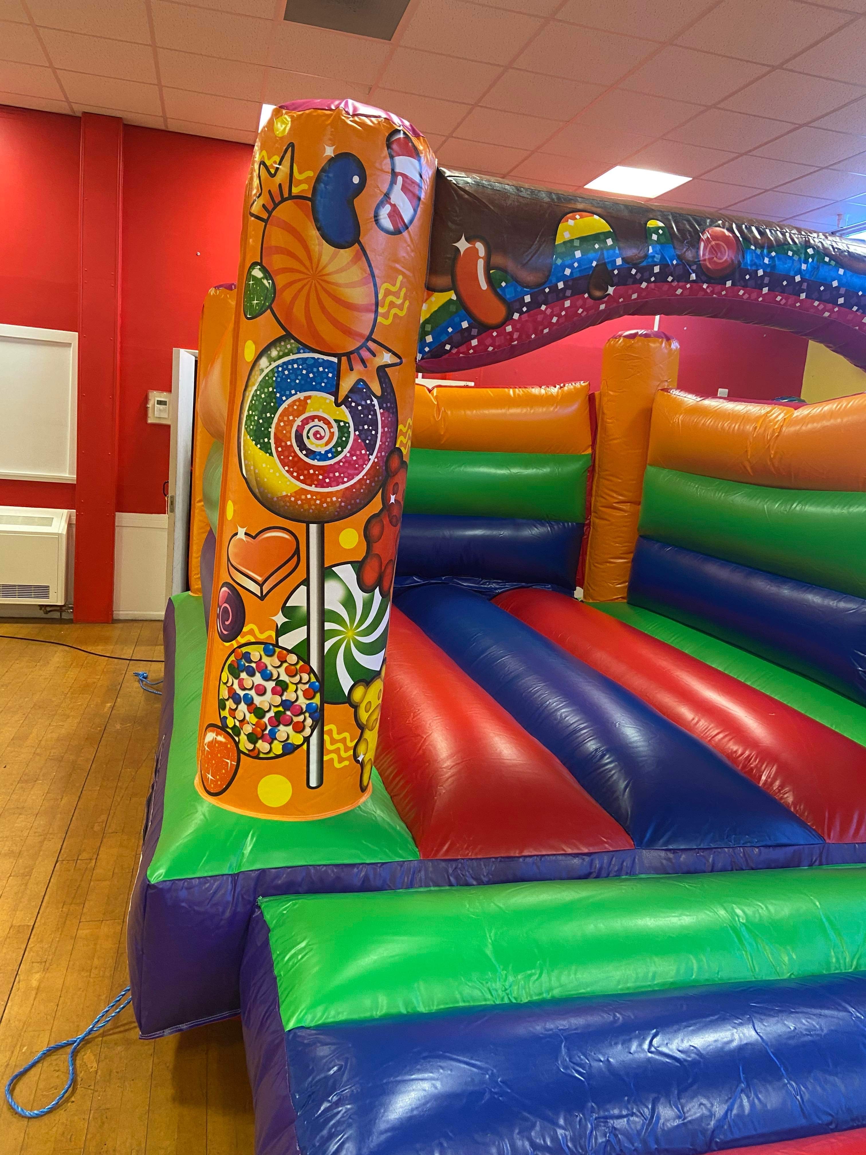 (Low roof Indoor Castle) Candy Cane Themed - Bouncy Castle Hire in ...