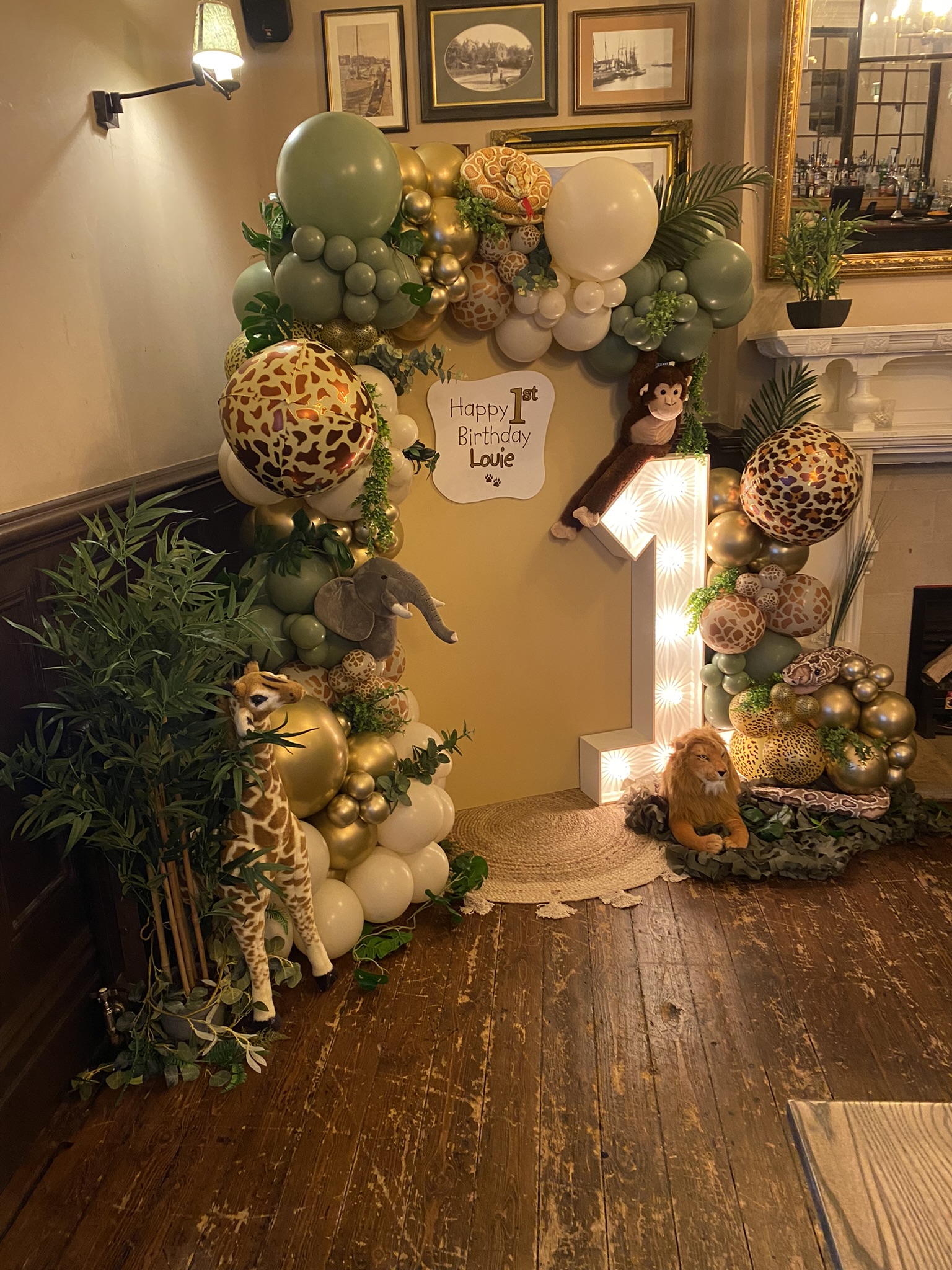 Avocet - Hire, Balloon Displays, Bouncy Castle, Soft Play in Poole ...