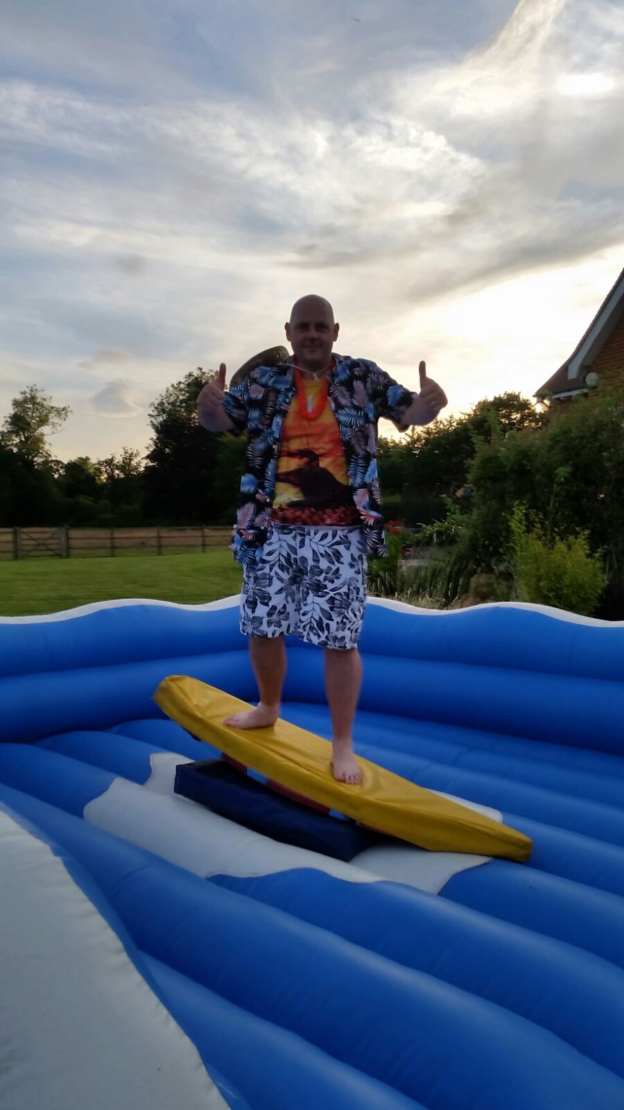 Surf Simulator Hire,Surfing Simulator Game For Rental,Essex,London,UK