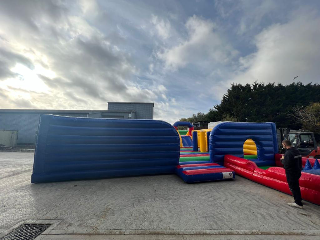 Giant Play Centre - inflatable play bed Hire - ice-rinks.co.uk in UK ...