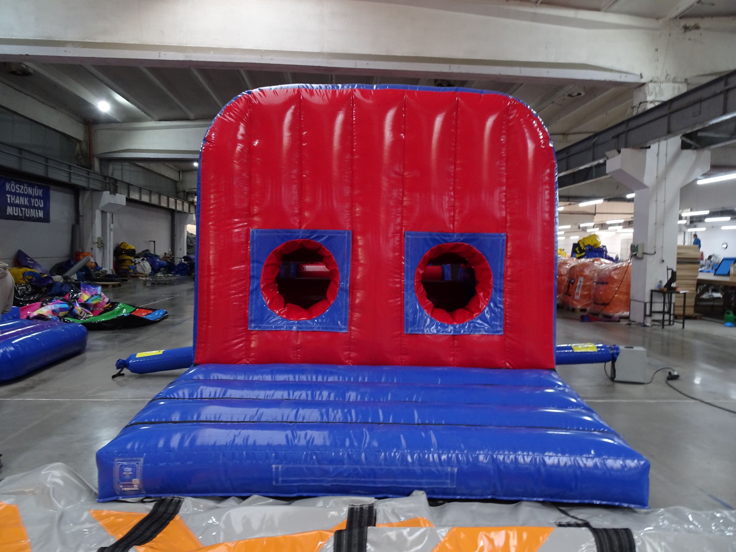 90ft Boot camp assault course challenge - Bouncy castle, inflatables ...