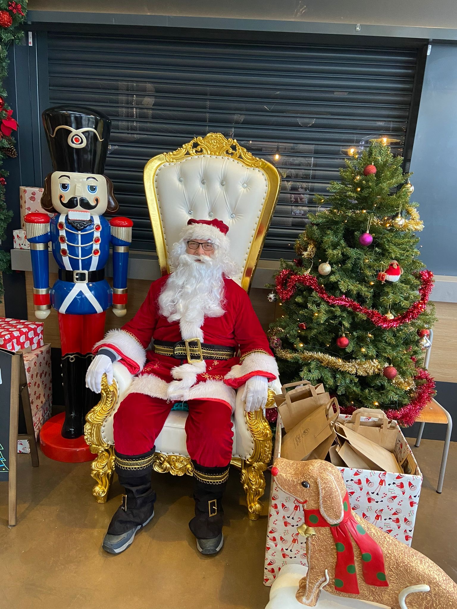 Christmas Prop Hire London, Kent & Nationwide