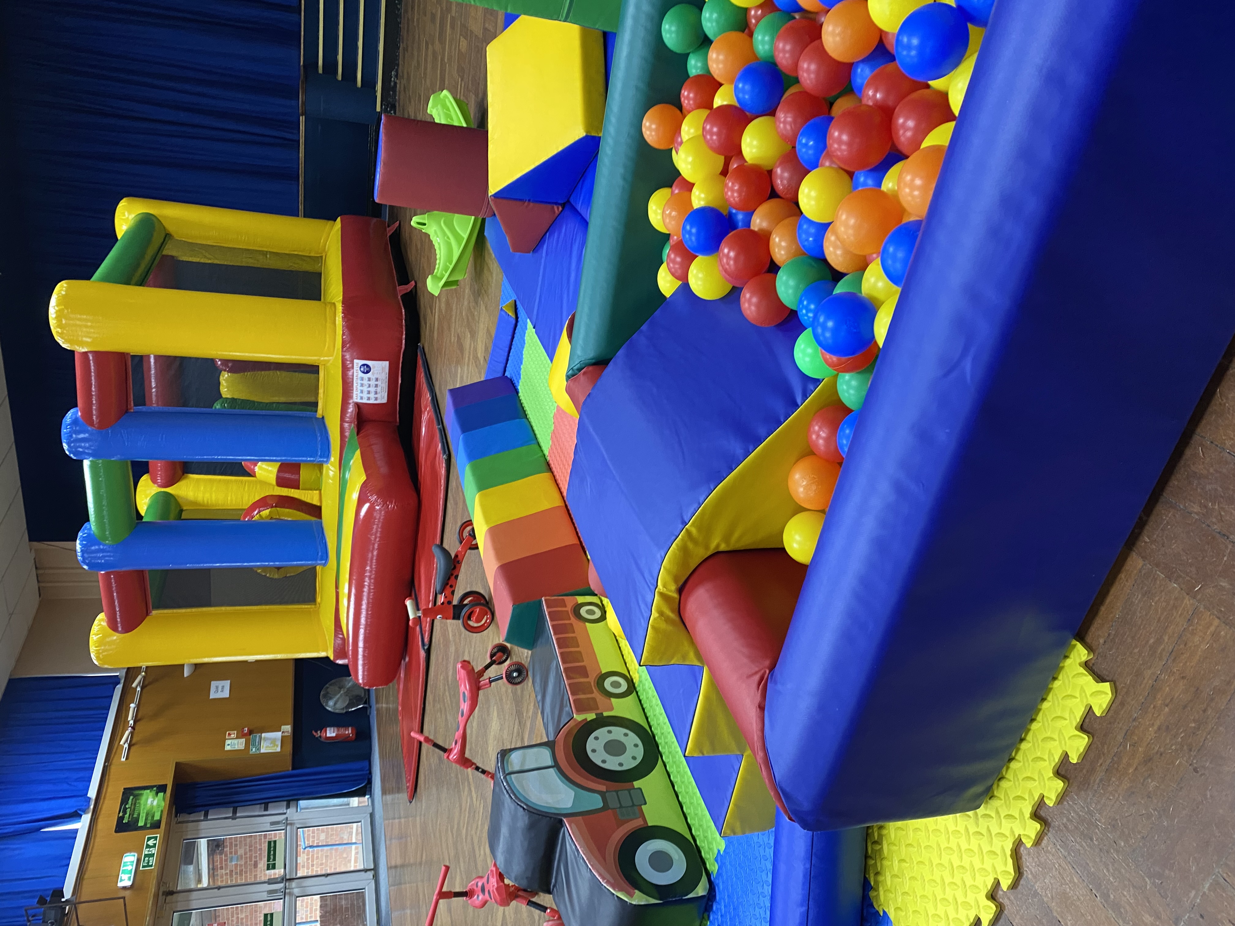 Soft Play Hire - Hire, Balloon Displays, Bouncy Castle, Soft Play in ...