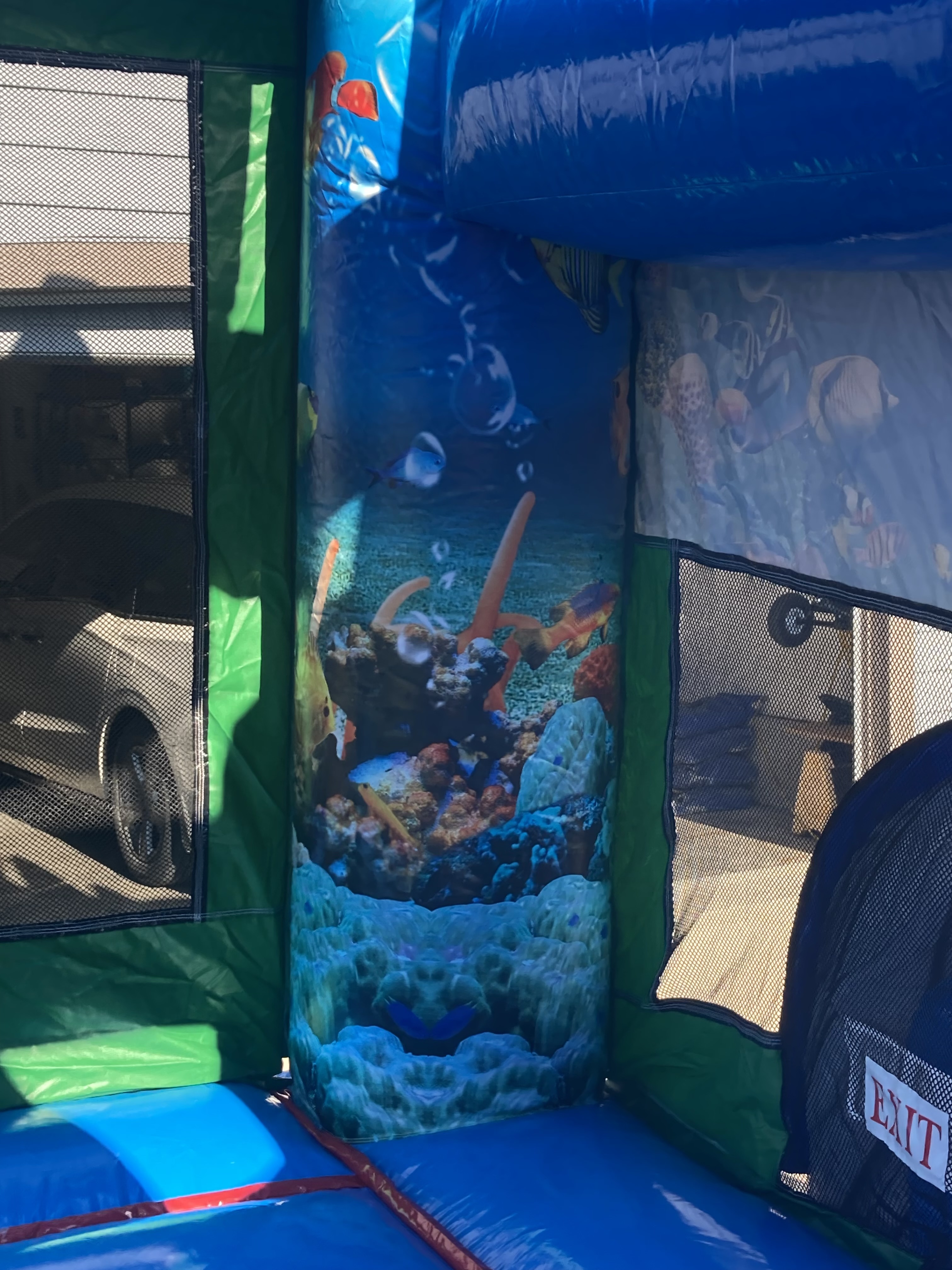 Shark Attack bounce house with Waterslide - Hire in Missouri