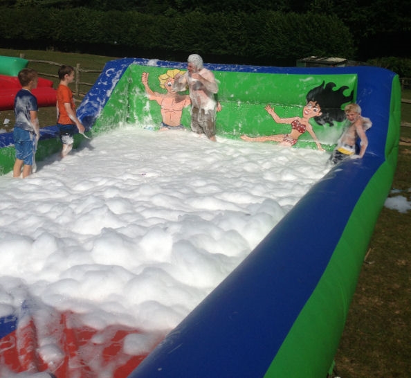 Splash Run Inflatable 25ft x 15ft - Bouncy Castle Hire in Kent, East ...