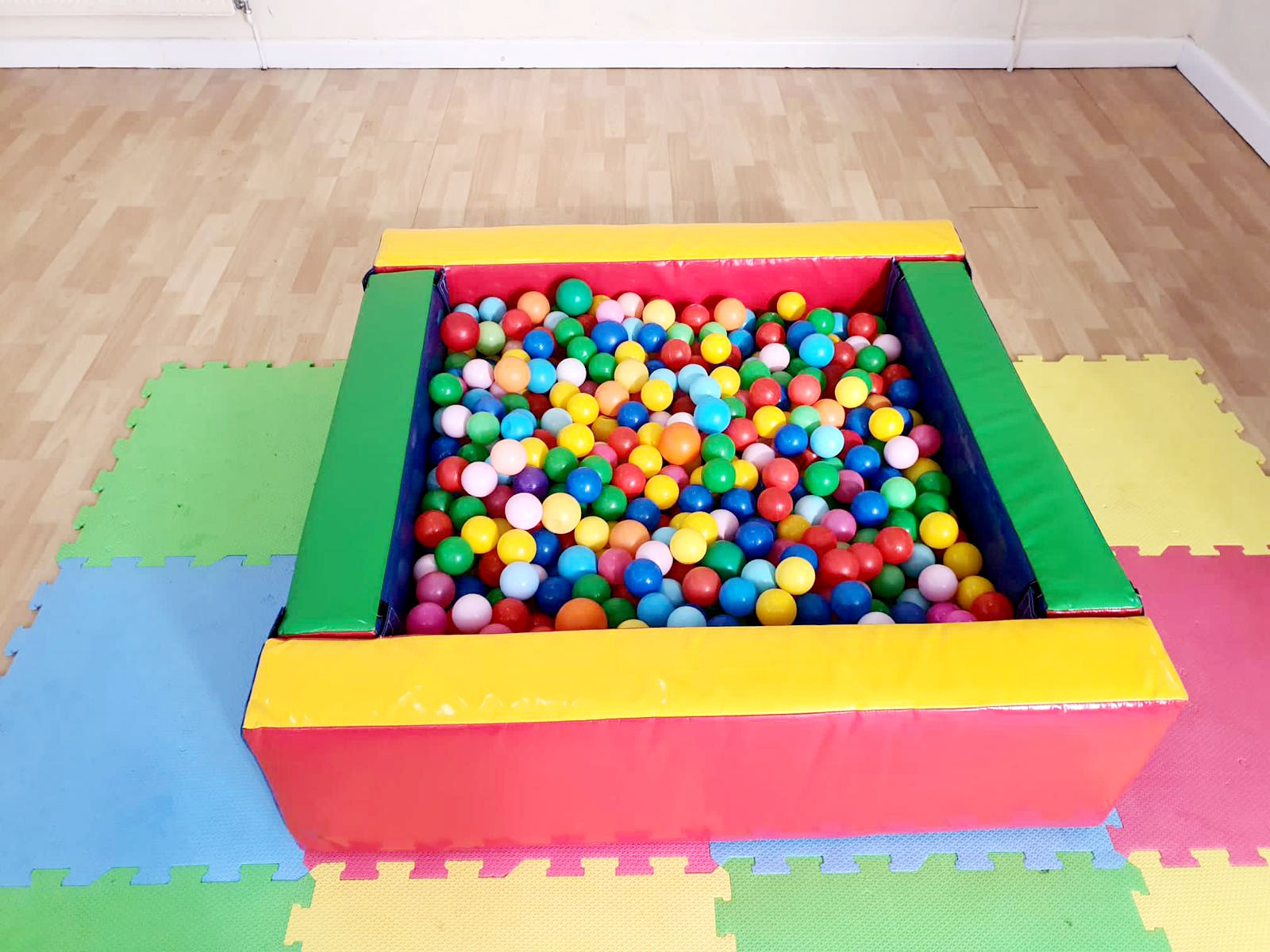 Multi Colour Ball Pit - Bouncy Castle Hire in Birmingham, Coventry ...