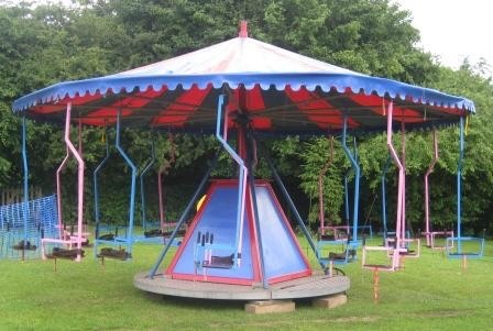 Chair O Plane Fairground Ride - Corporate entertainment and games hire ...