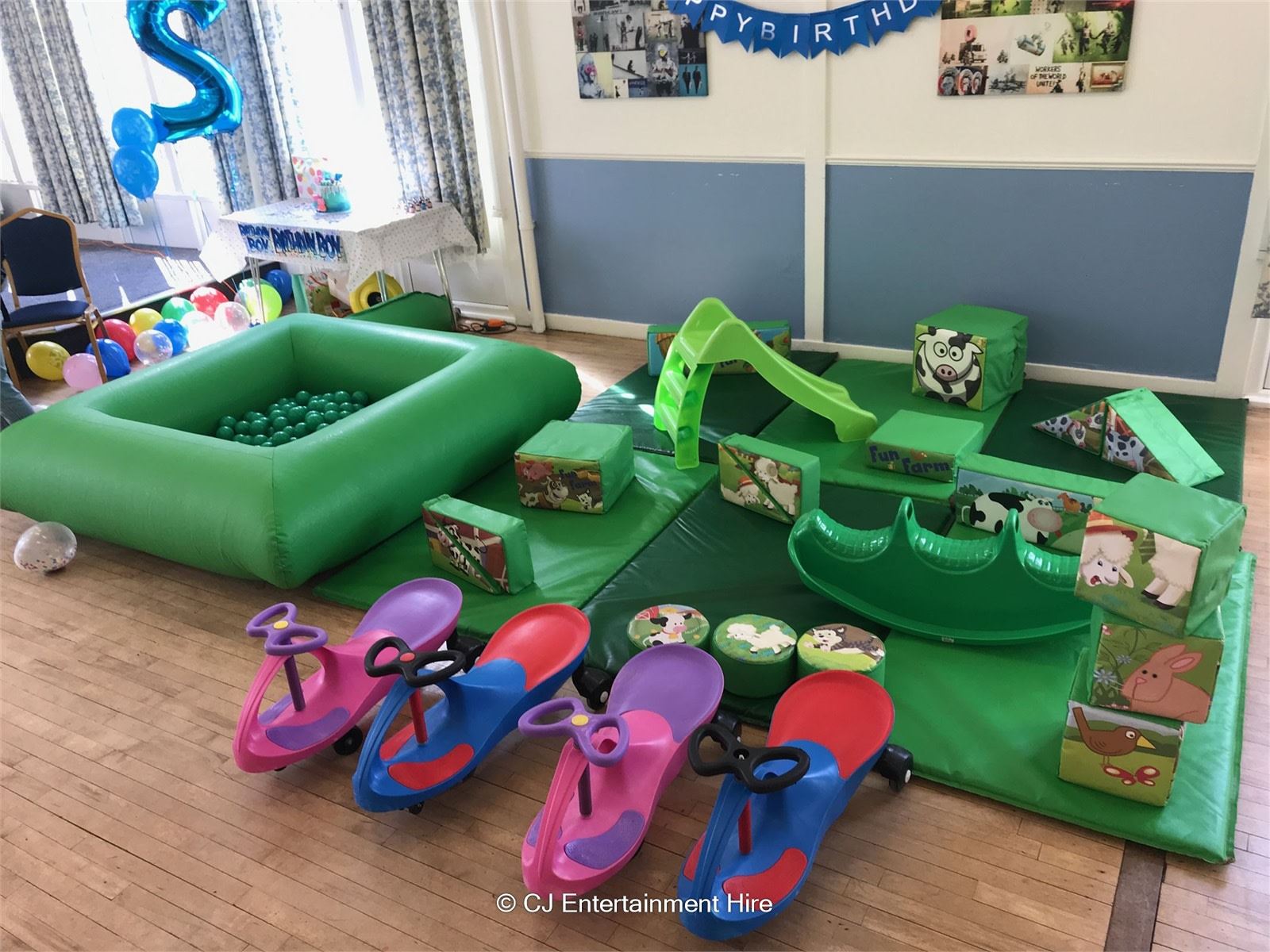 Farmyard Soft Play - Bouncy Castle Hire in Nottingham