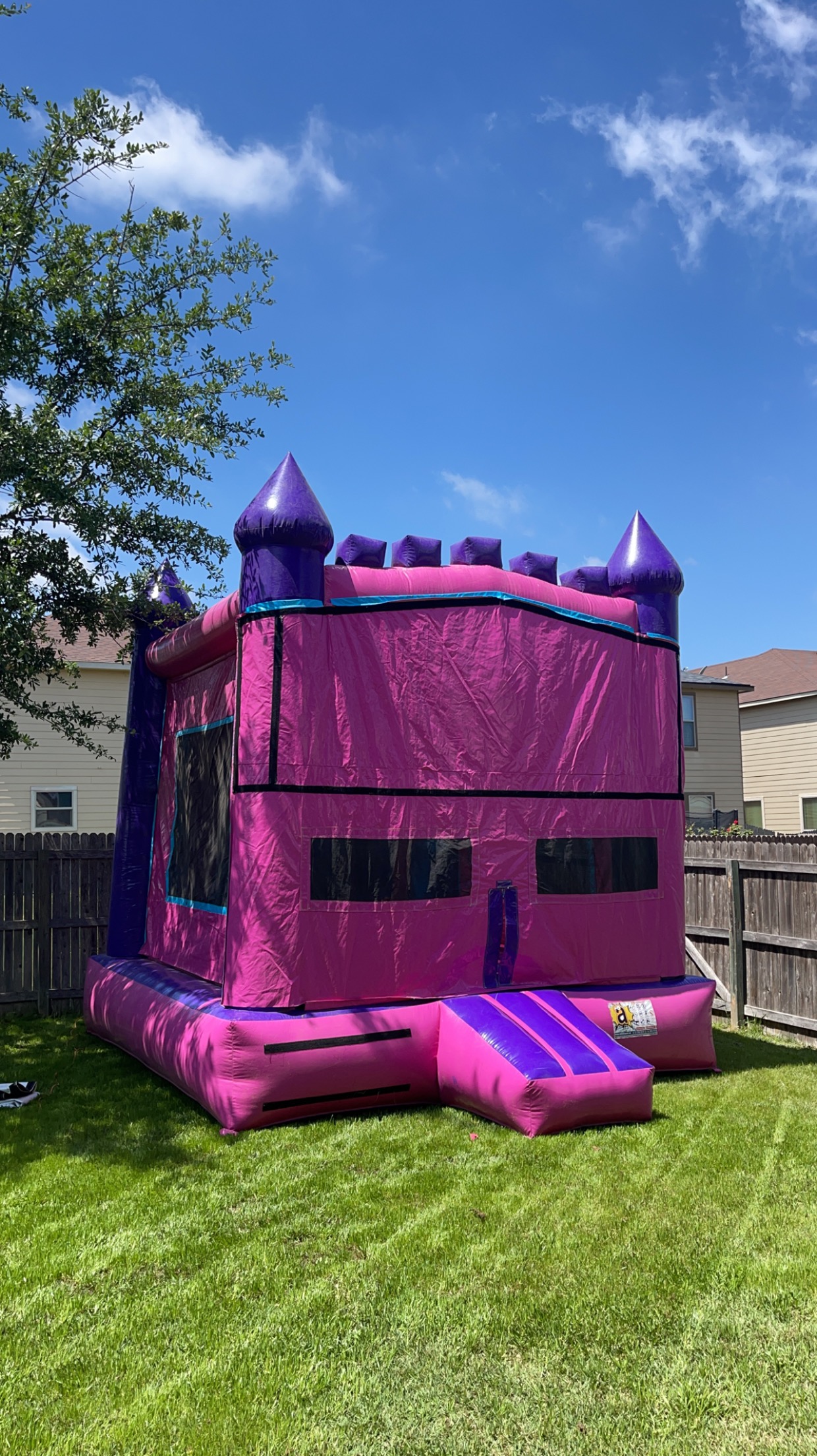 Bounce House Castles - Rental in San Antonio | Jump And Ride Party Rentals