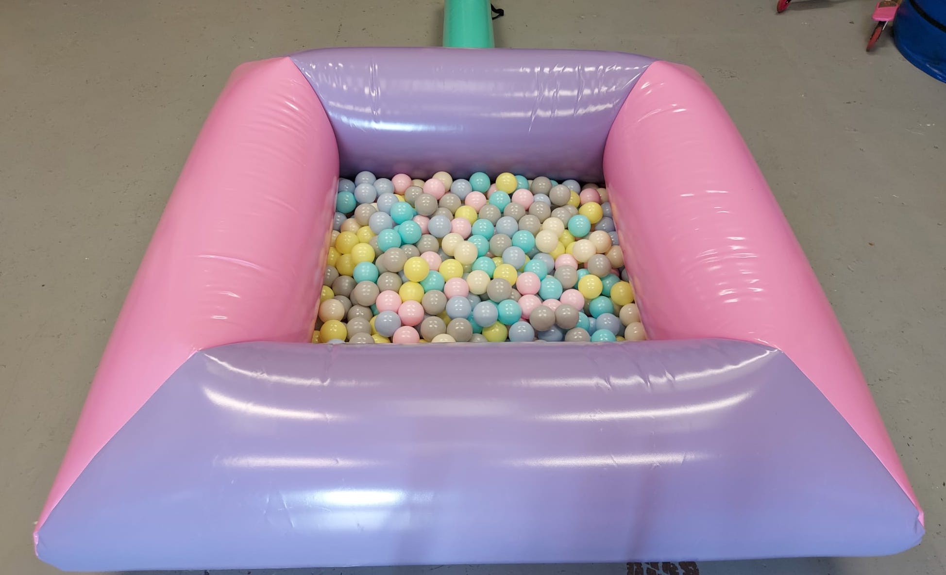 Pastel Colour Ball Pool - Bouncy Castle Hire in Nottinghamshire/Derby ...