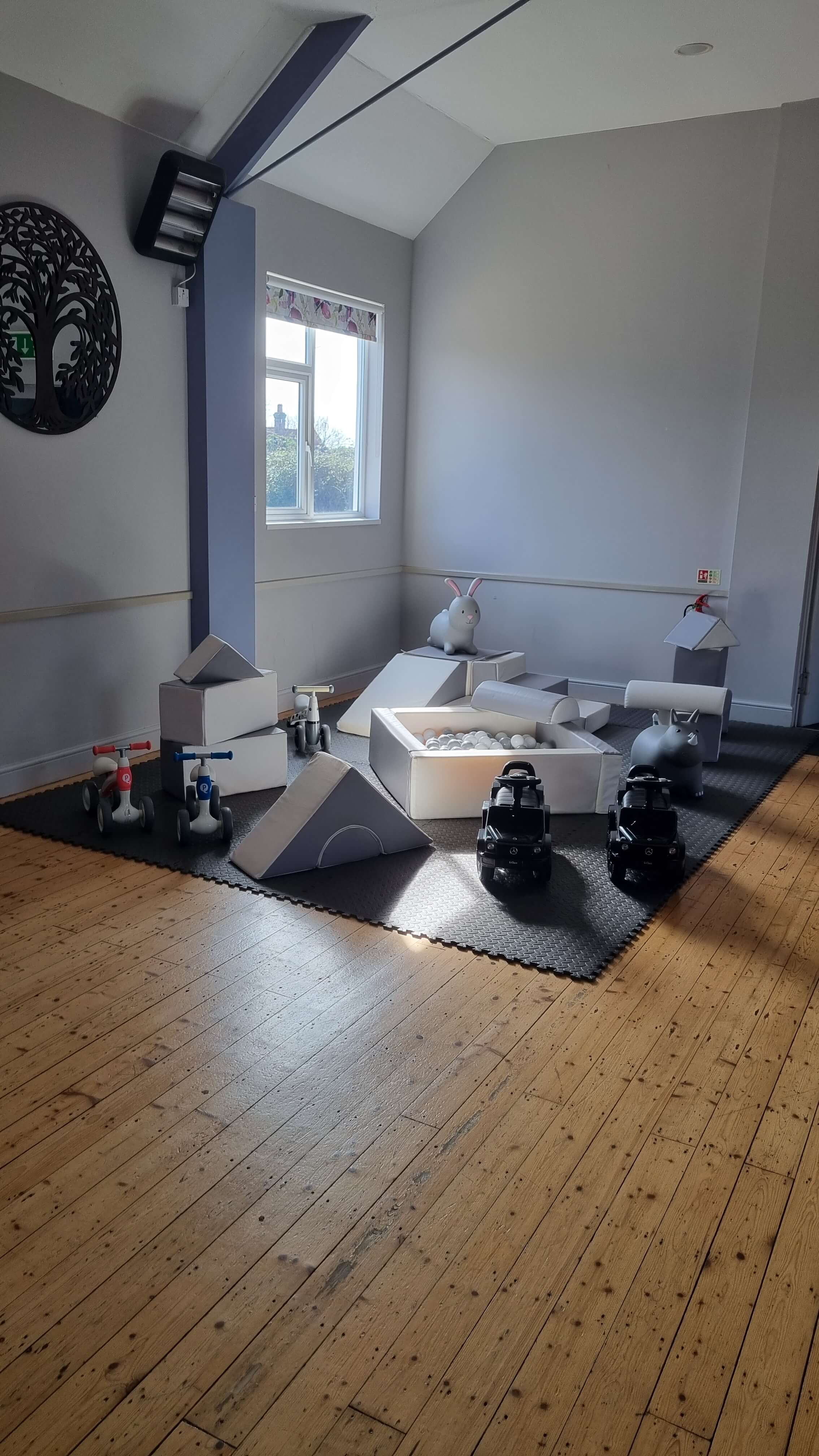Grey & White Soft Play Set - Hire in Harlow | Jolly jump and play