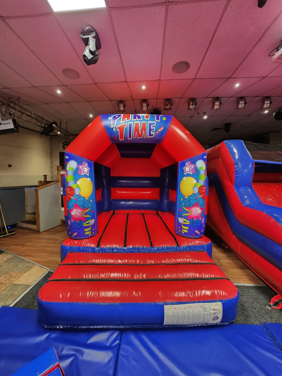 Party Time Themed Parties - Bouncy Castle Hire in Leeds, Wakefield ...