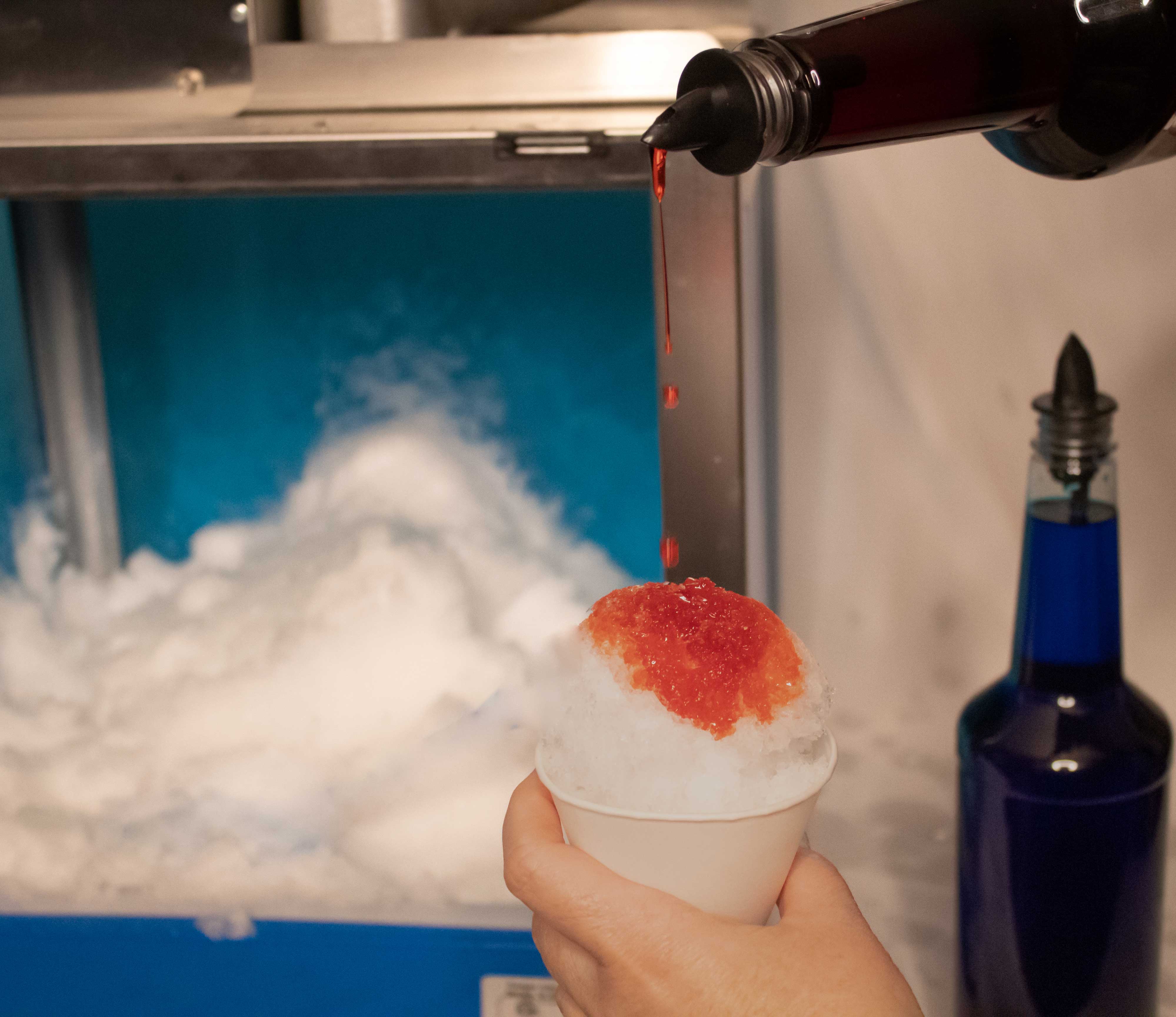 Snow Cone Machine - Bounce House Rental in Canton, Massillon, North ...