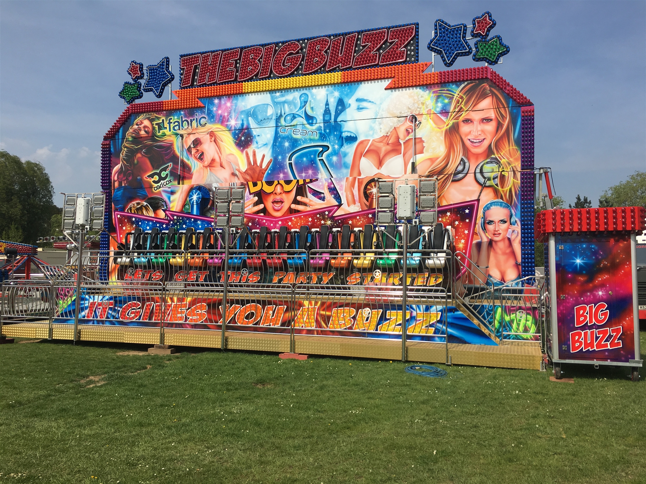 The Big Buzz - Bouncy Castle Hire, Fairground Attractions and Photo ...