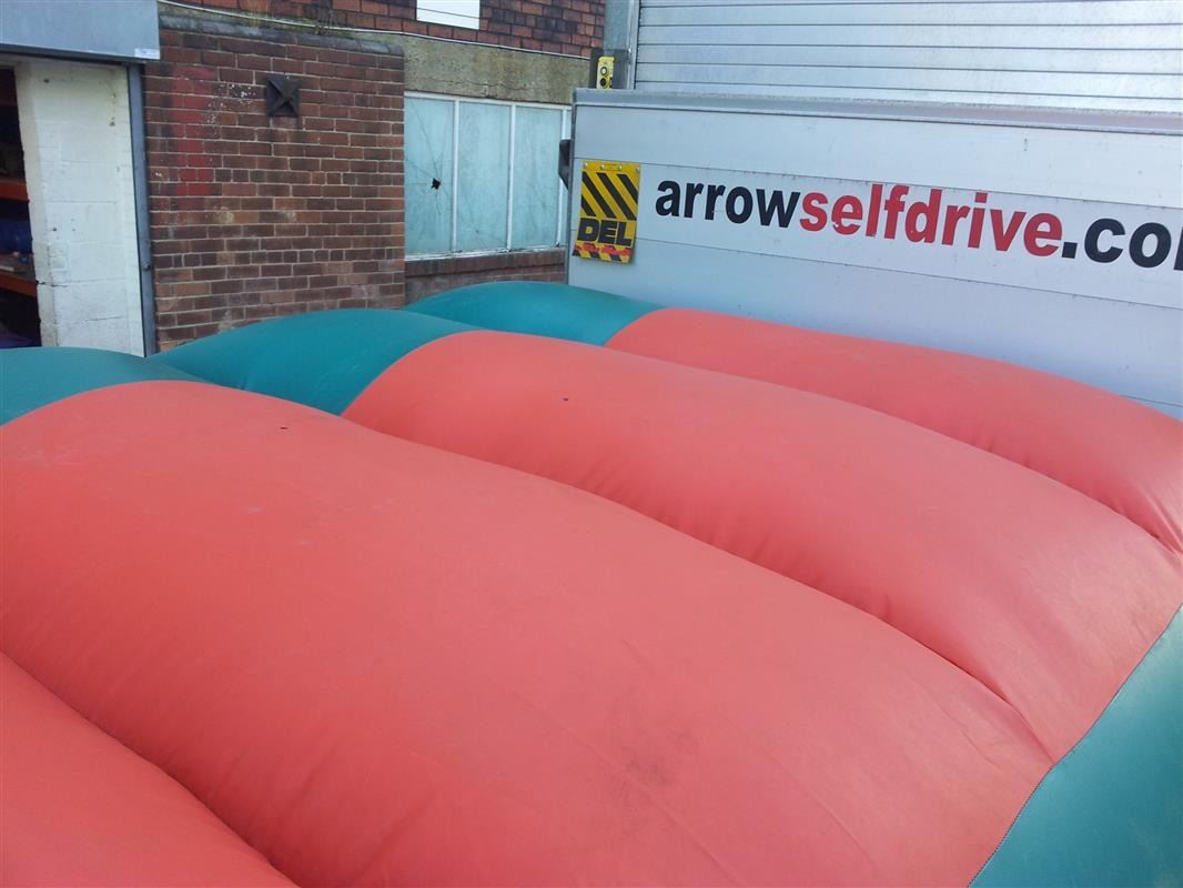 BB-105M - 4x5x3.7ft - Inflatable Loading Lift Aid - (Green & Red ...