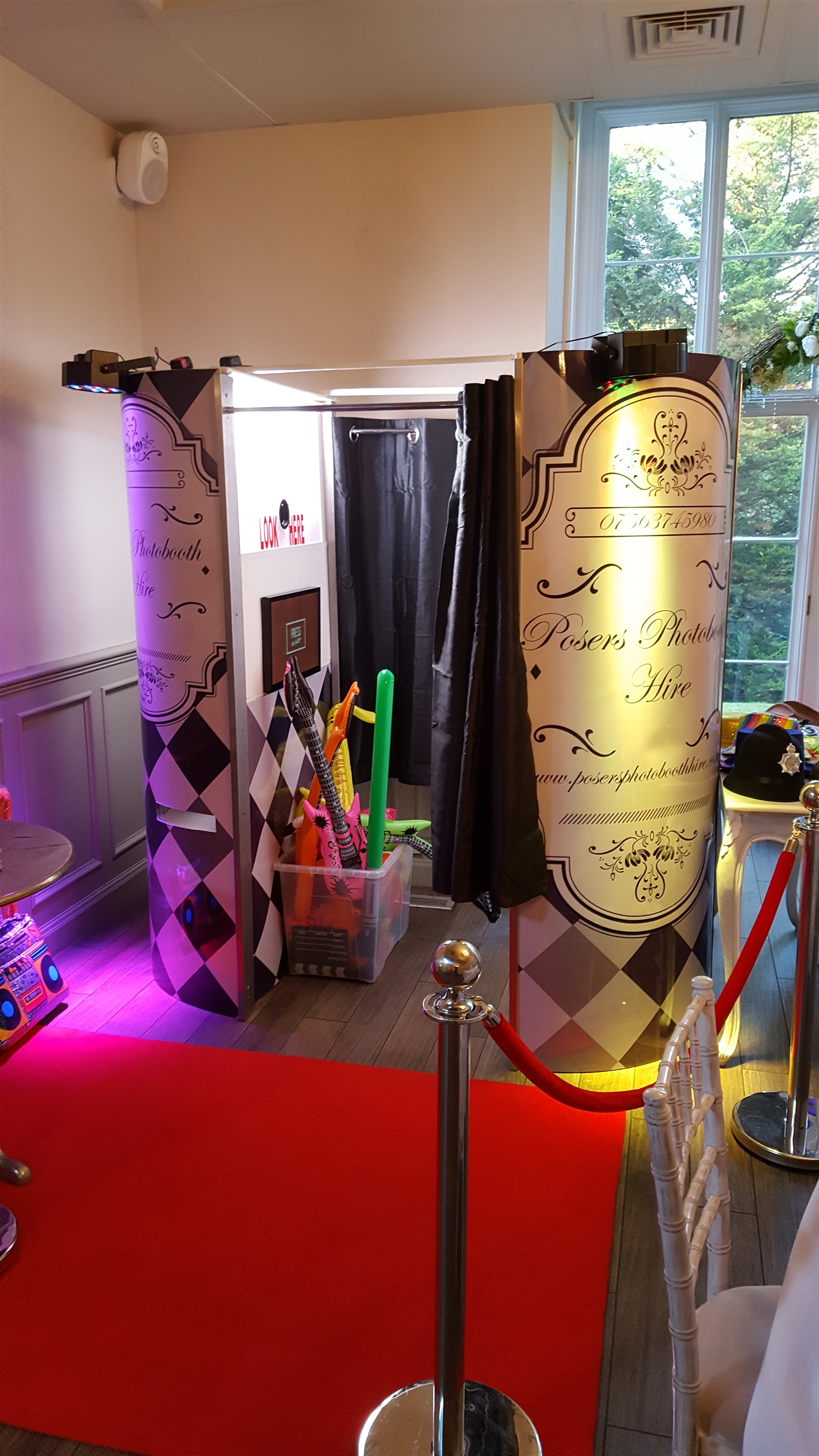 Traditional Photobooths - Photobooth Hire in Swansea ( S, Wales ...
