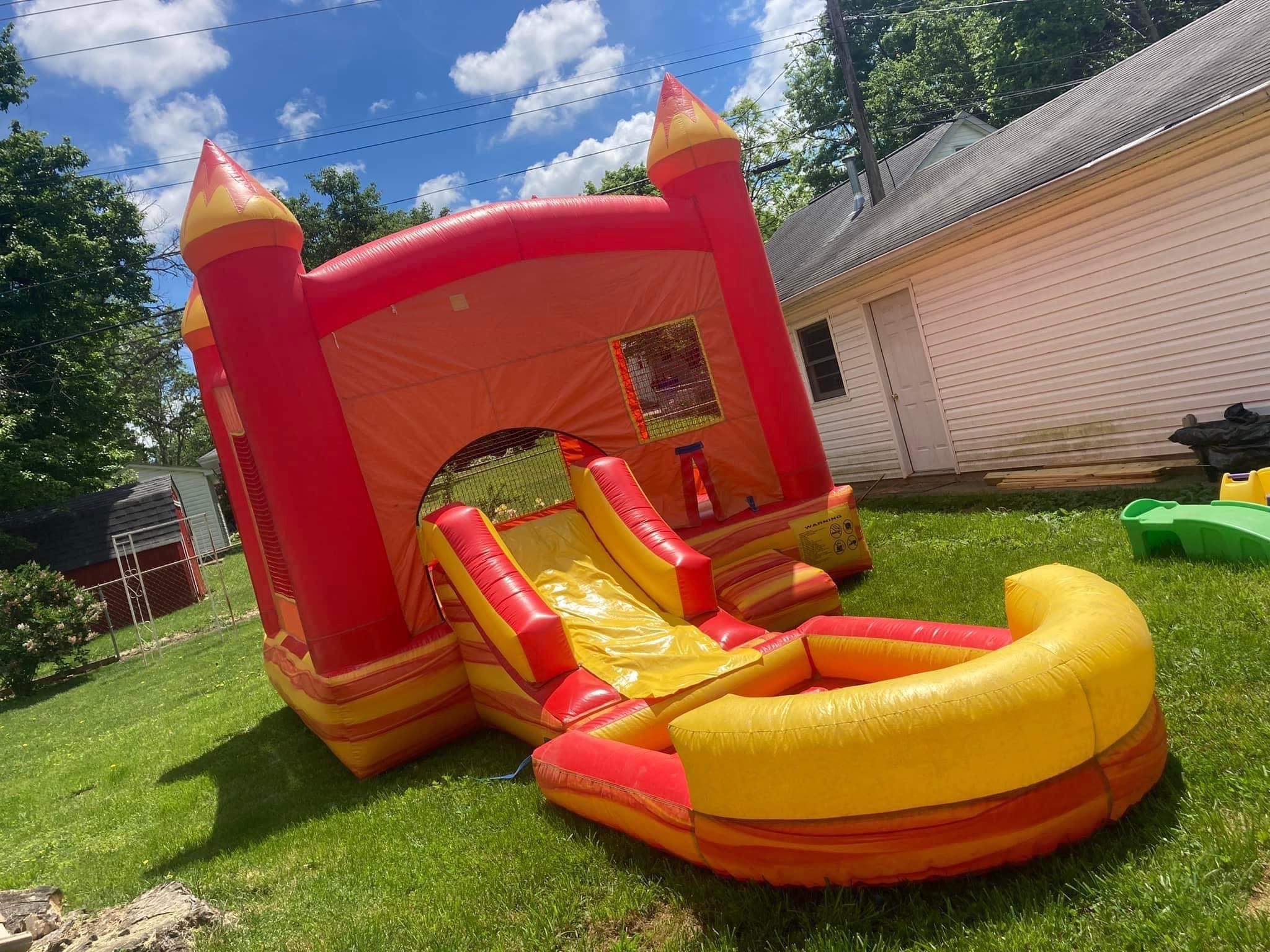 Combo Bounce Houses - Inflatables, Games, Tables, Chairs, Concessions ...