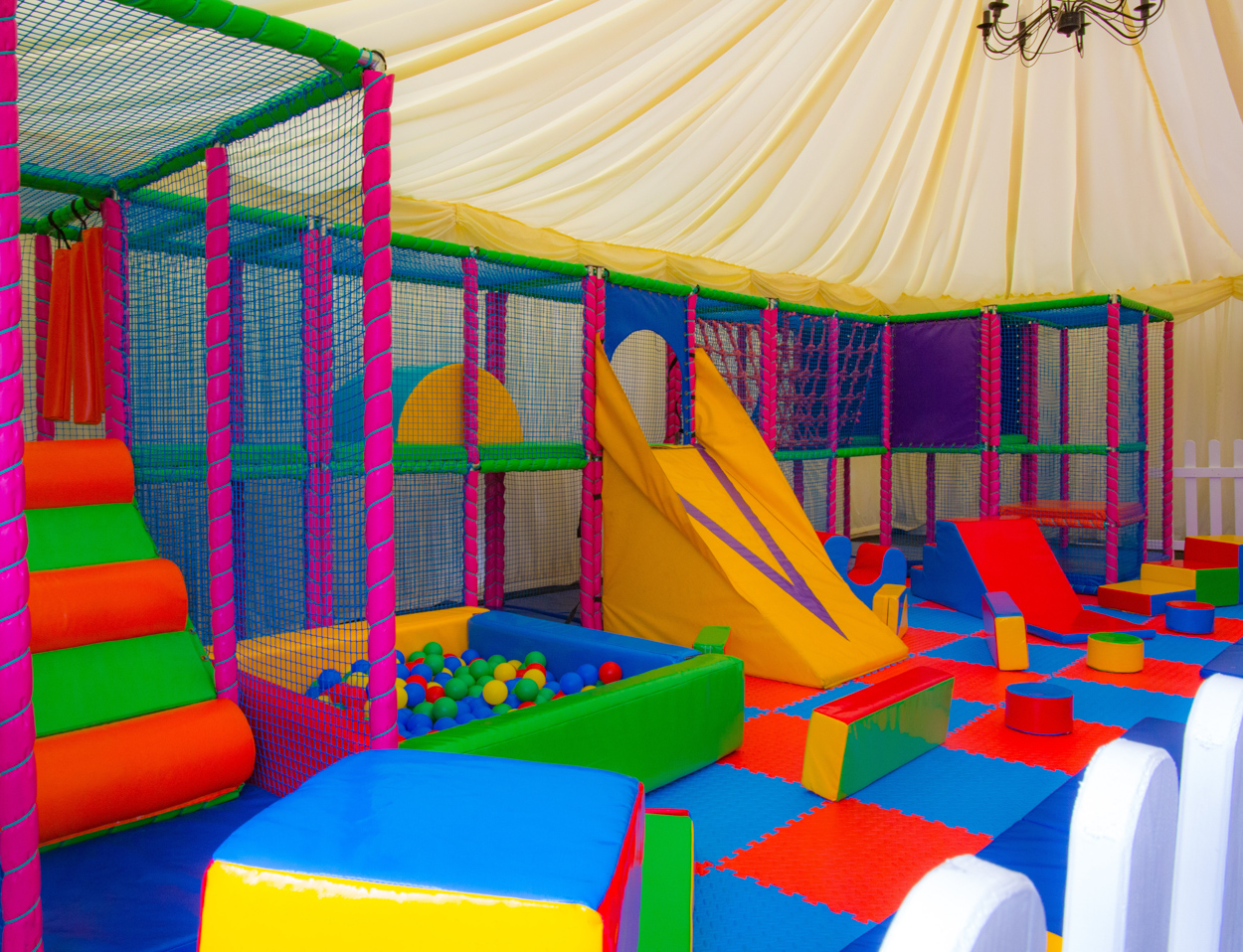 Fun Day Entertainment Hire | Family Fun Day Equipment Hire Nationwide