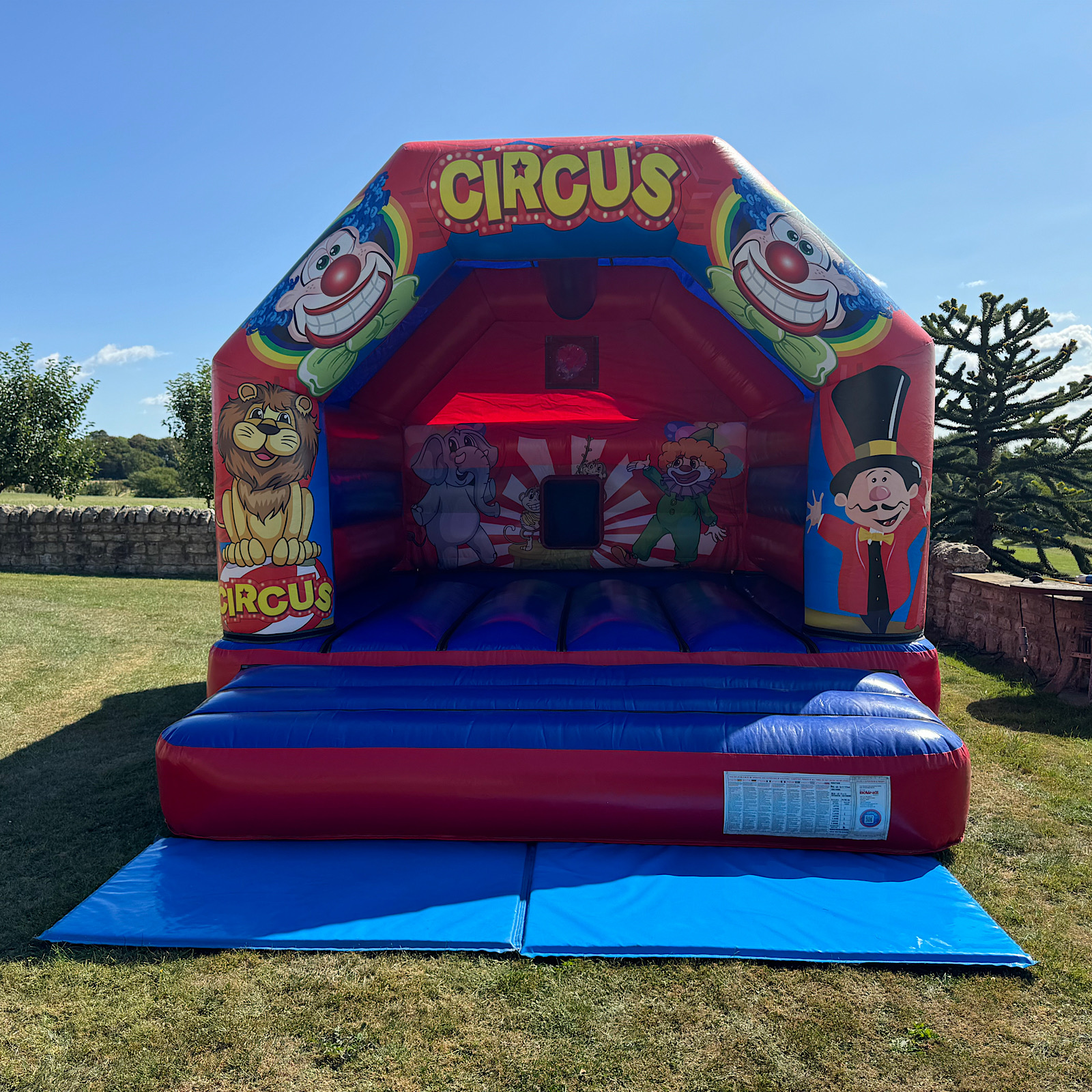 Children’s Bouncy Castle Hire in Leeds, Wakefield, Wetherby, & Selby