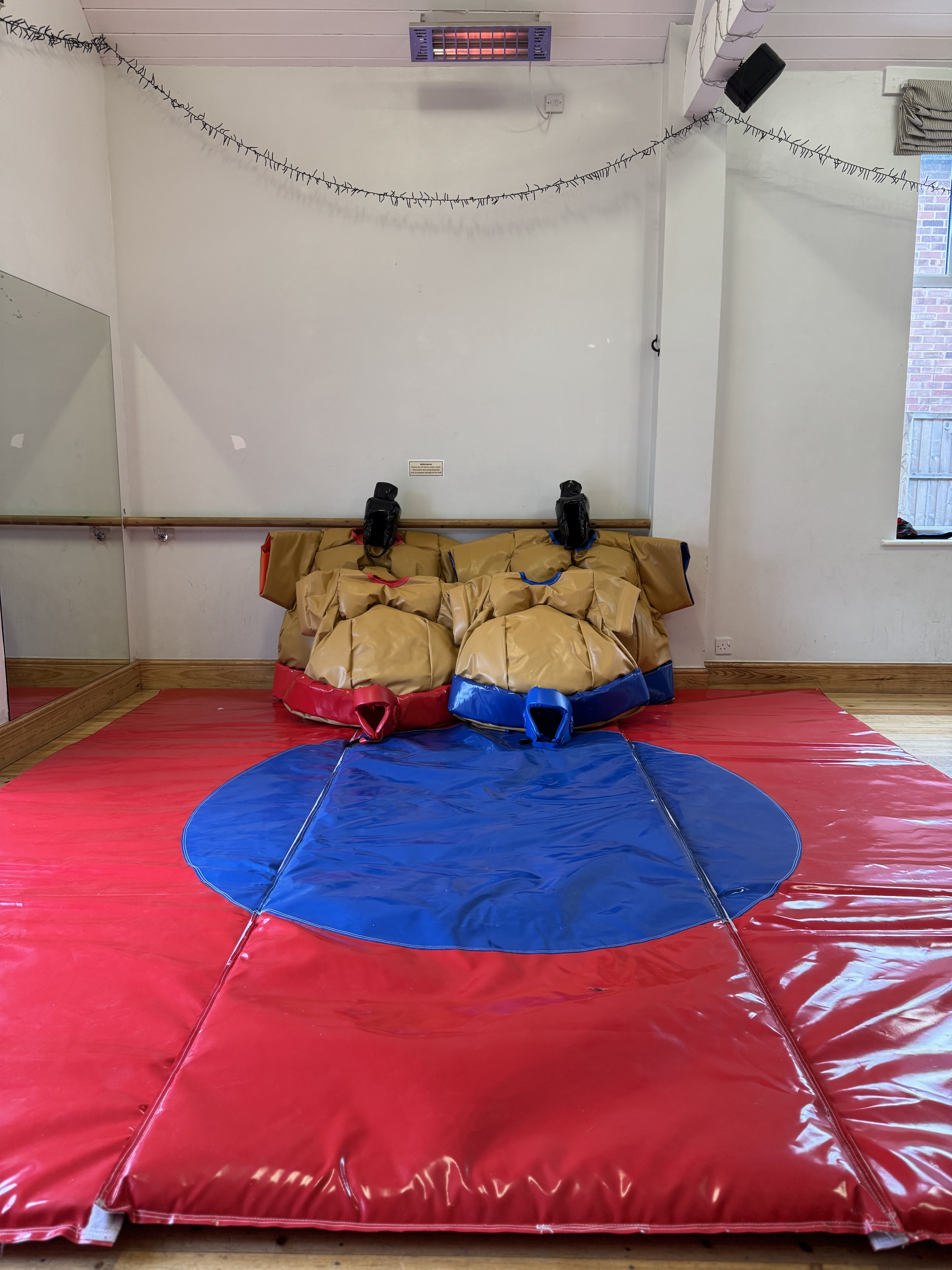Sumo Suit Hire | Hilarious Fun for Parties & Events – Book Now!