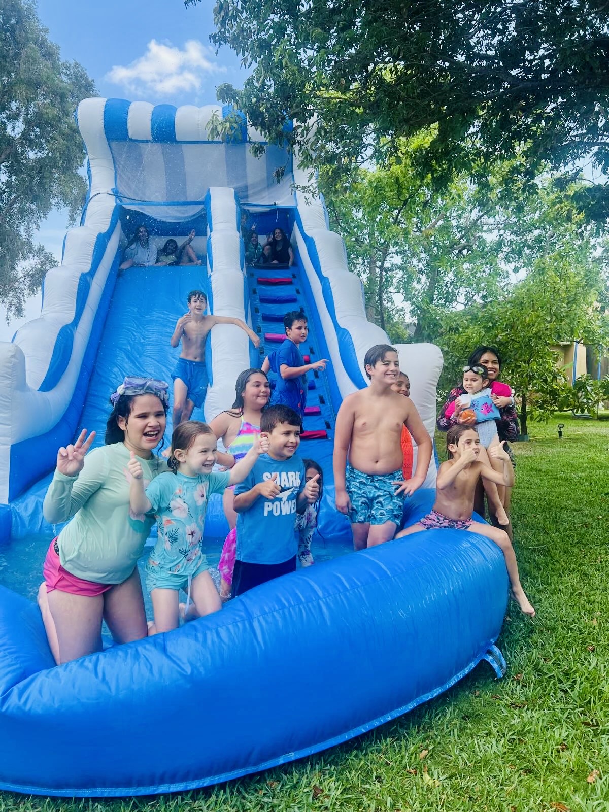 18ft Blue Wave waterslide (non detachable pool) - PARTY RENTALS in ...