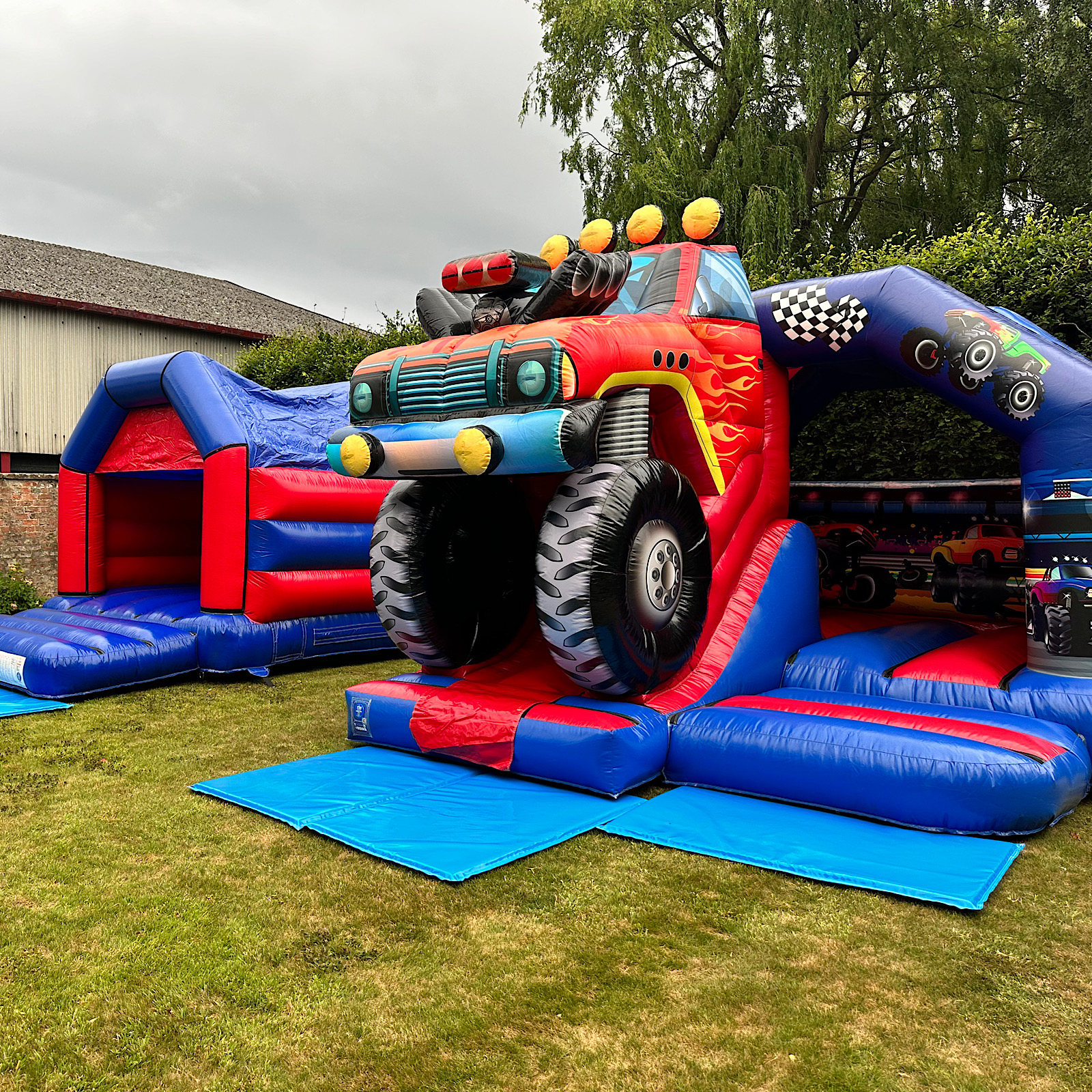 Children’s Bouncy Castle Hire in Leeds, Wakefield, Wetherby, & Selby