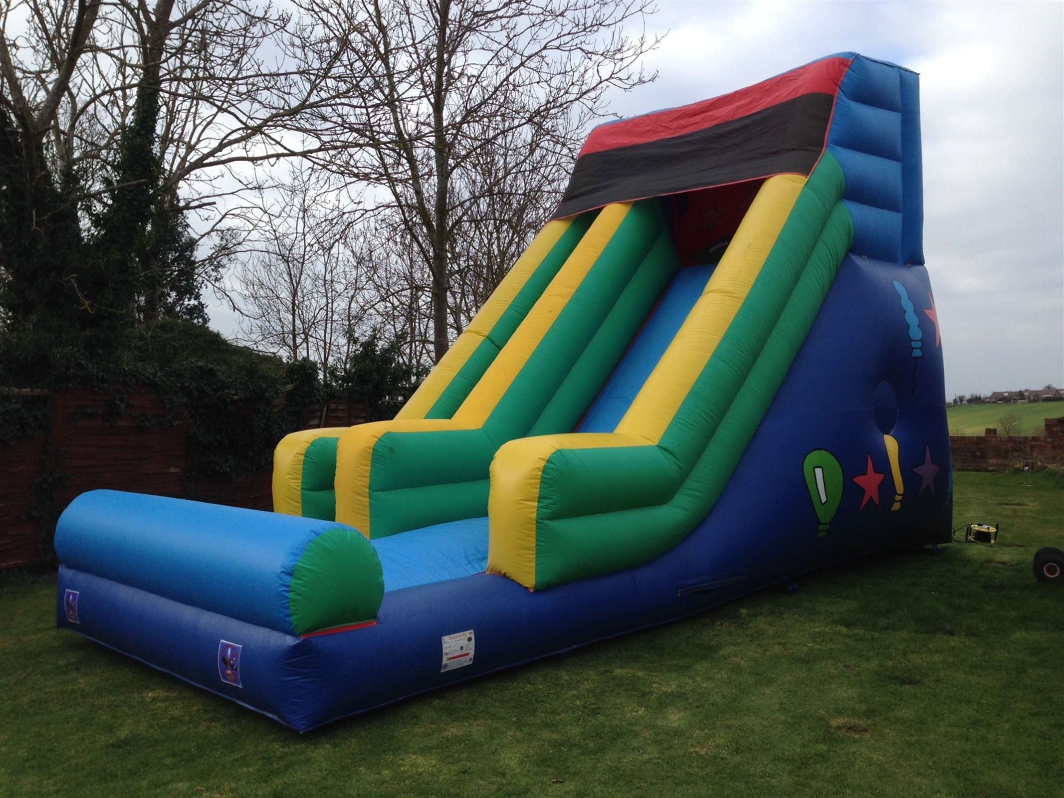 Slides and Obstacle courses - Bouncy Castle Hire in Southam, Leamington ...
