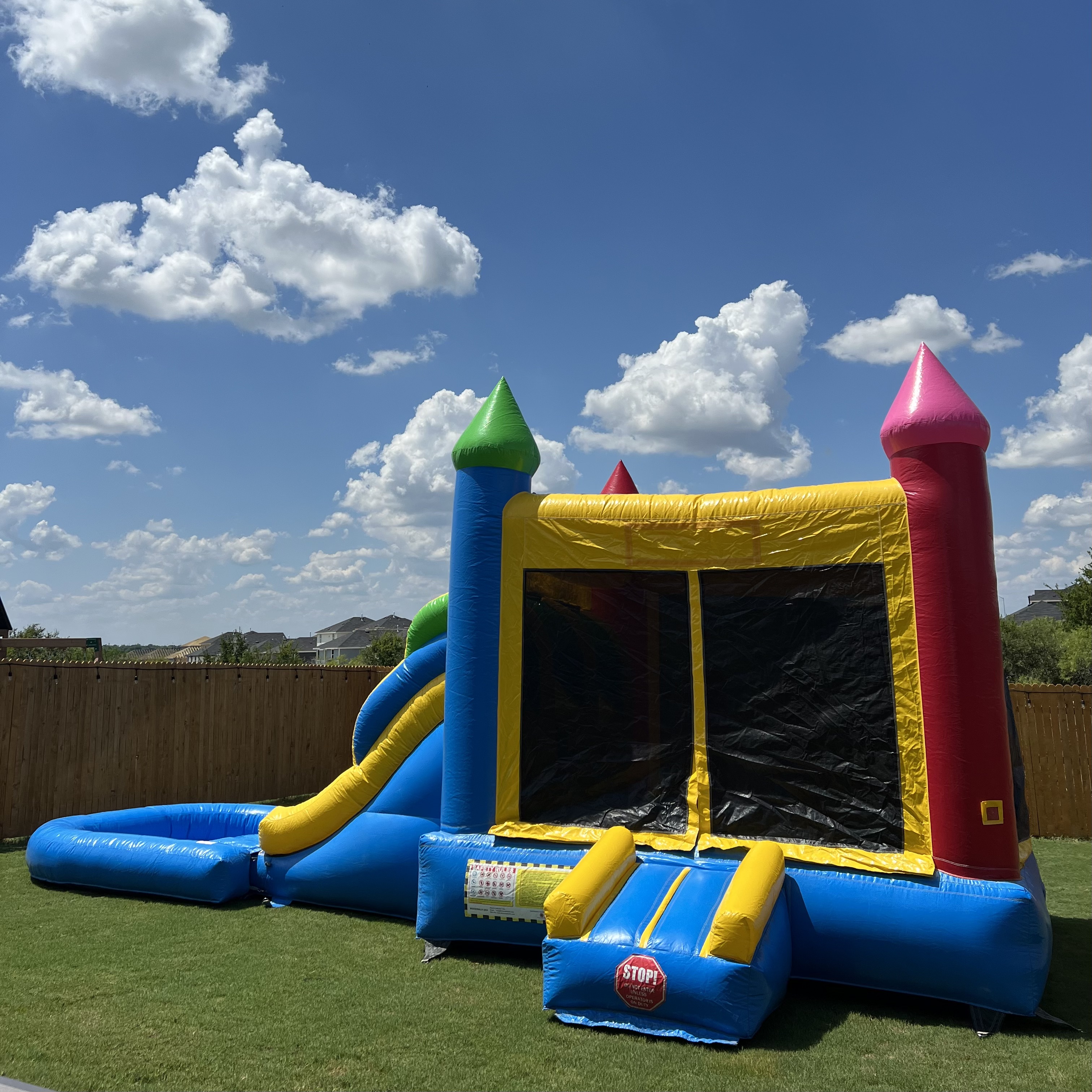 Combo Bounce Houses - Dry Slide - Hire in Texas | Awesome Jumps