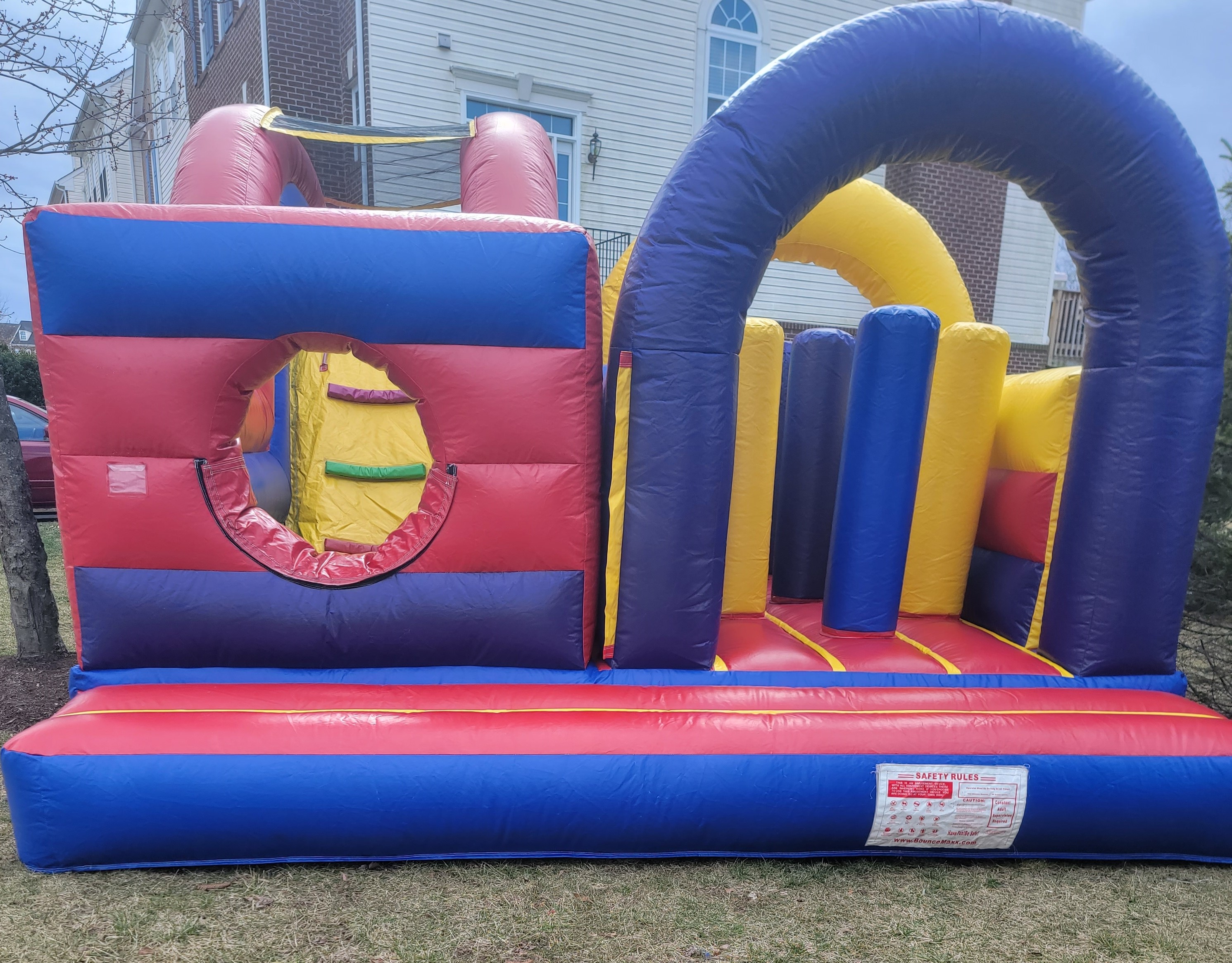 30ft Obstacle Course - Hire in VA | Jumping J's LLC