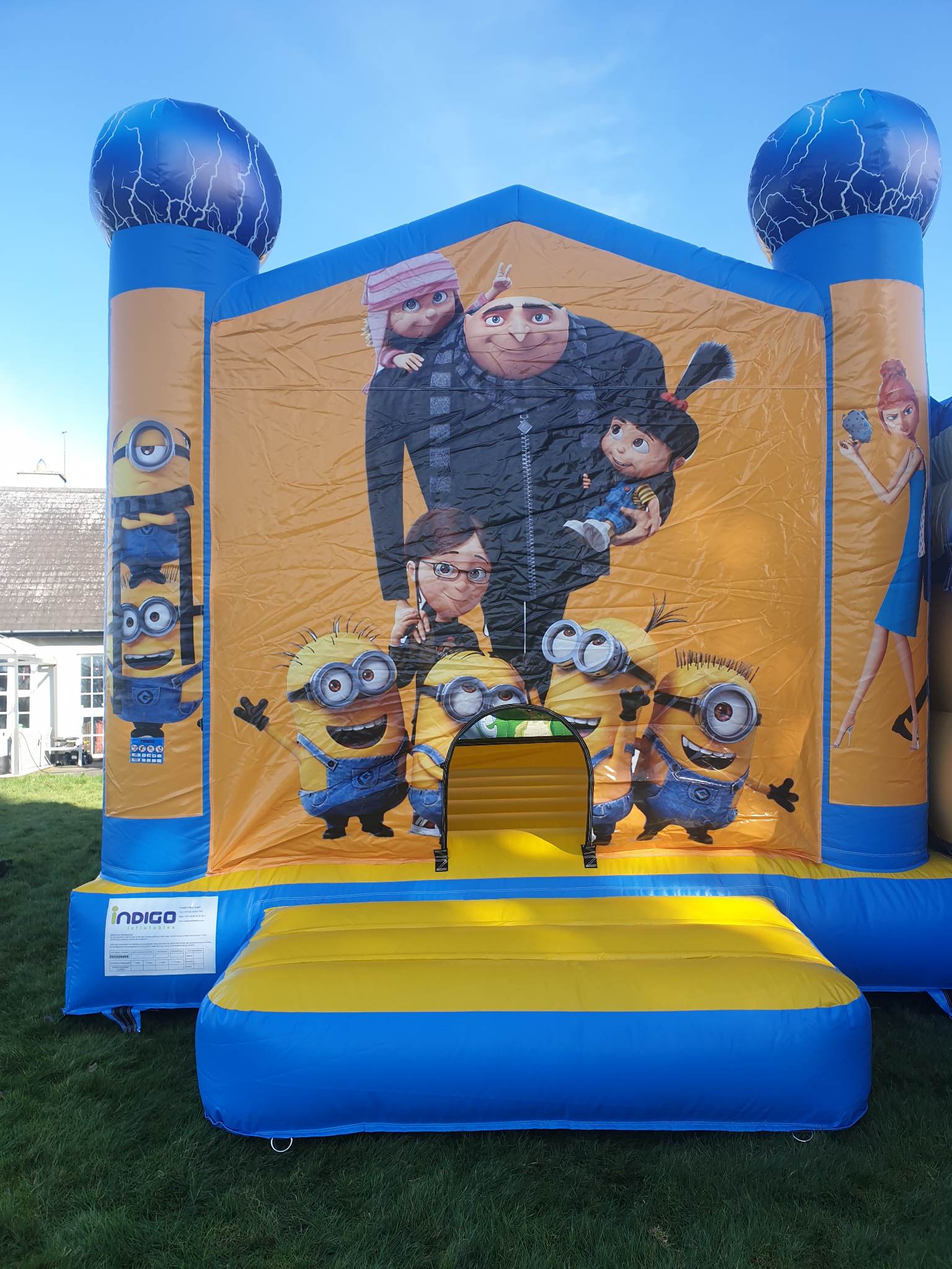 Gru & The Minions Giant Combi 😎 2 Days in a Price of 1😎 - Bouncy Castle ...