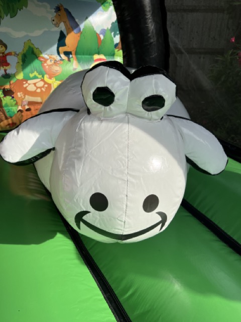 Farm 3D Castle (12ft x 12ft) - Hire in Hersham, Walton on Thames ...