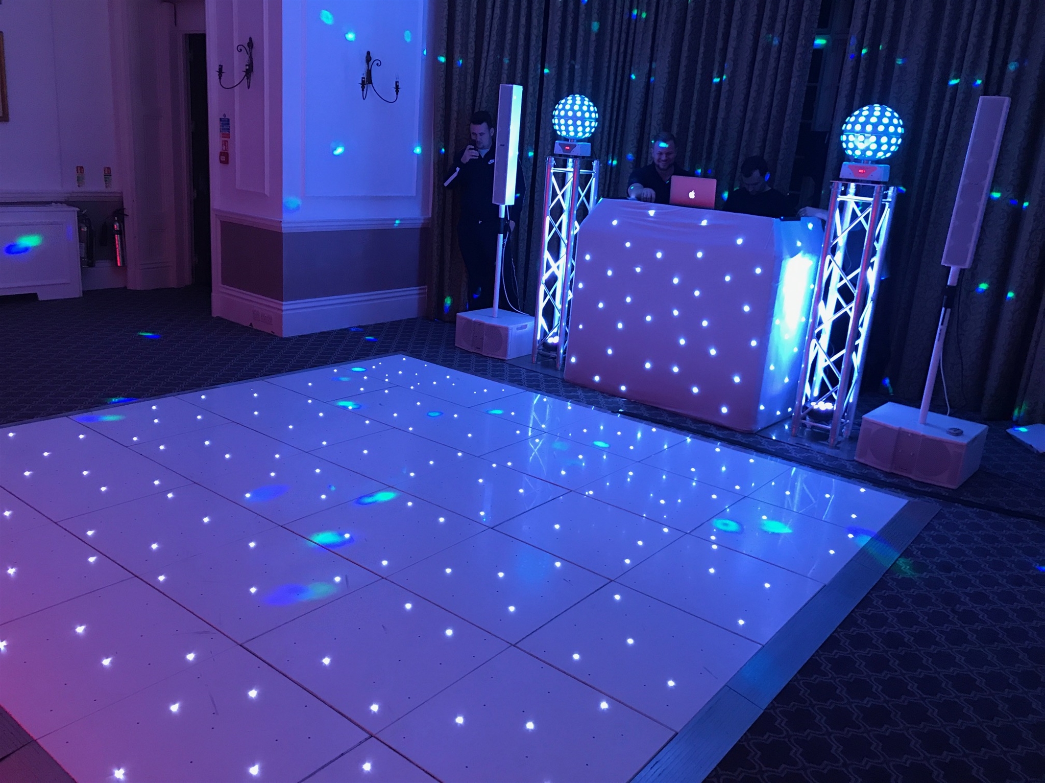 Professional DJ - Event Entertainment in London | We Love Occasions