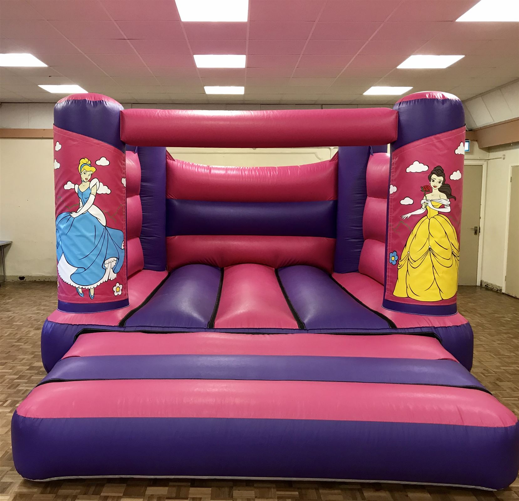 Bouncy Castles | Inflatable Hire | Warrington Kids Bouncy Castles